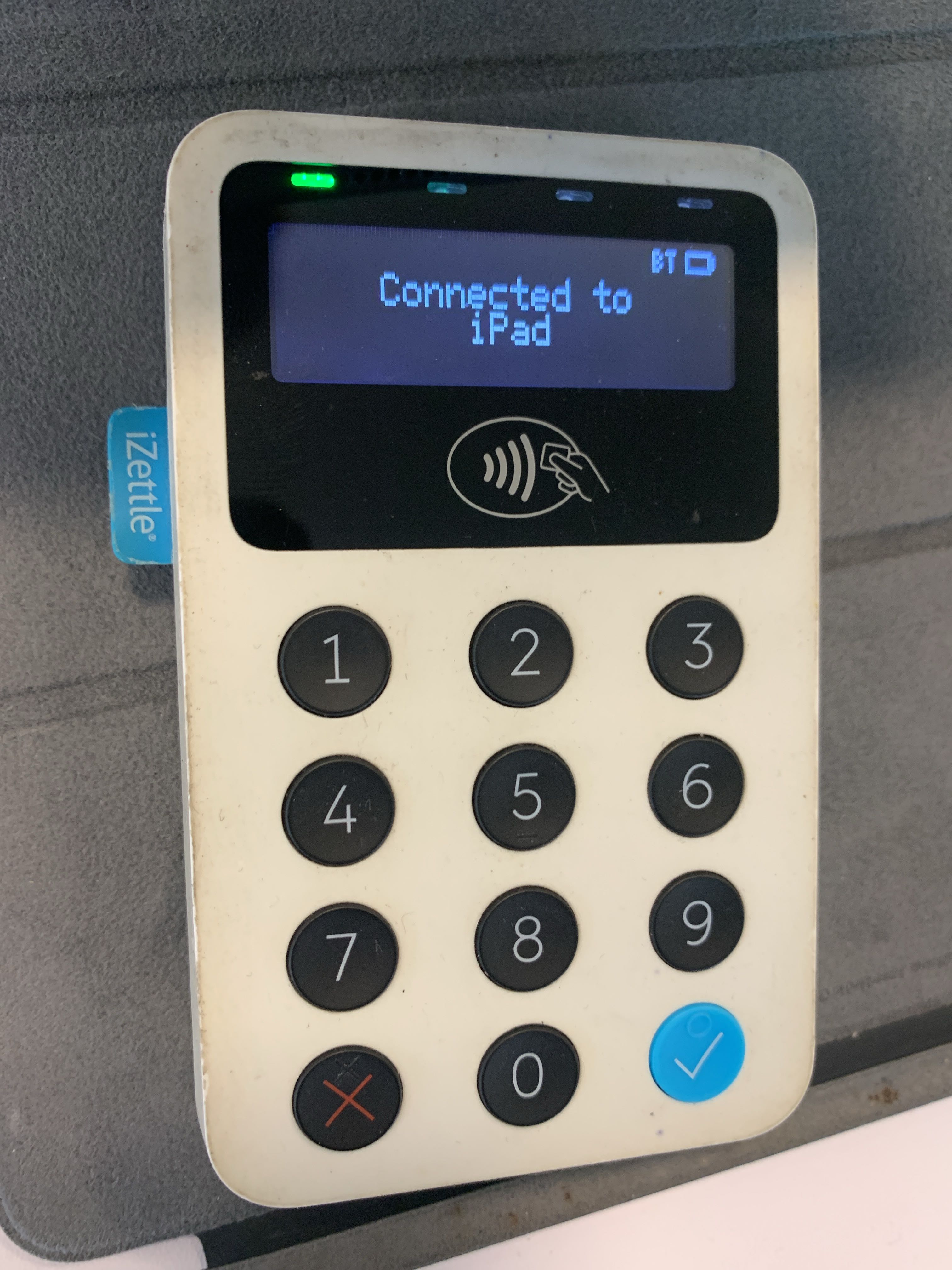 Apple iPad inklusive Izettle kortläsare - Auktioner online ...