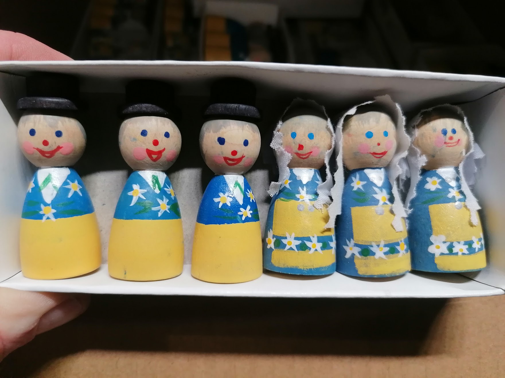 Lot of 500 sets of "Swedish classics" wooden figures - PS Auction - We value the future ...