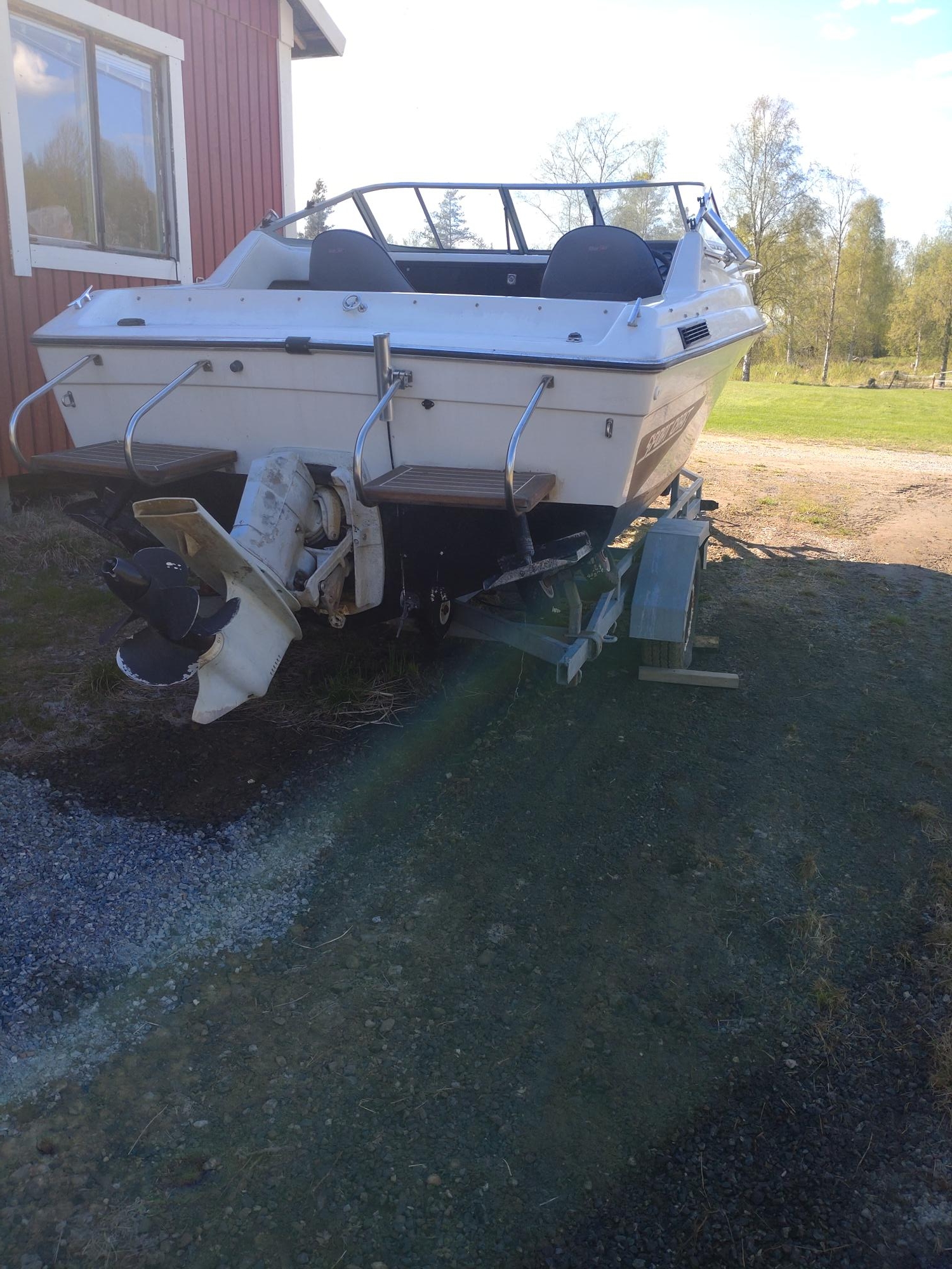 Motorbåt Sport Craft DC -1990 - Auktioner online - Nätauktioner ...