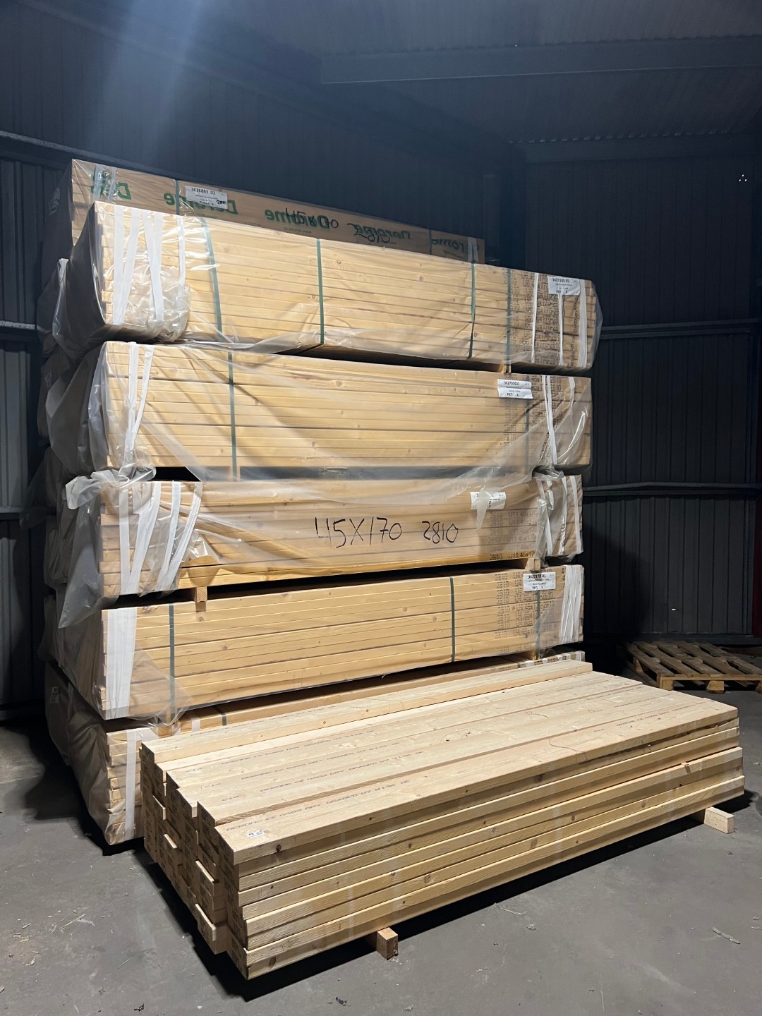 Construction timber, 45x170, 2.81m long, approx. 840 planks - PS ...