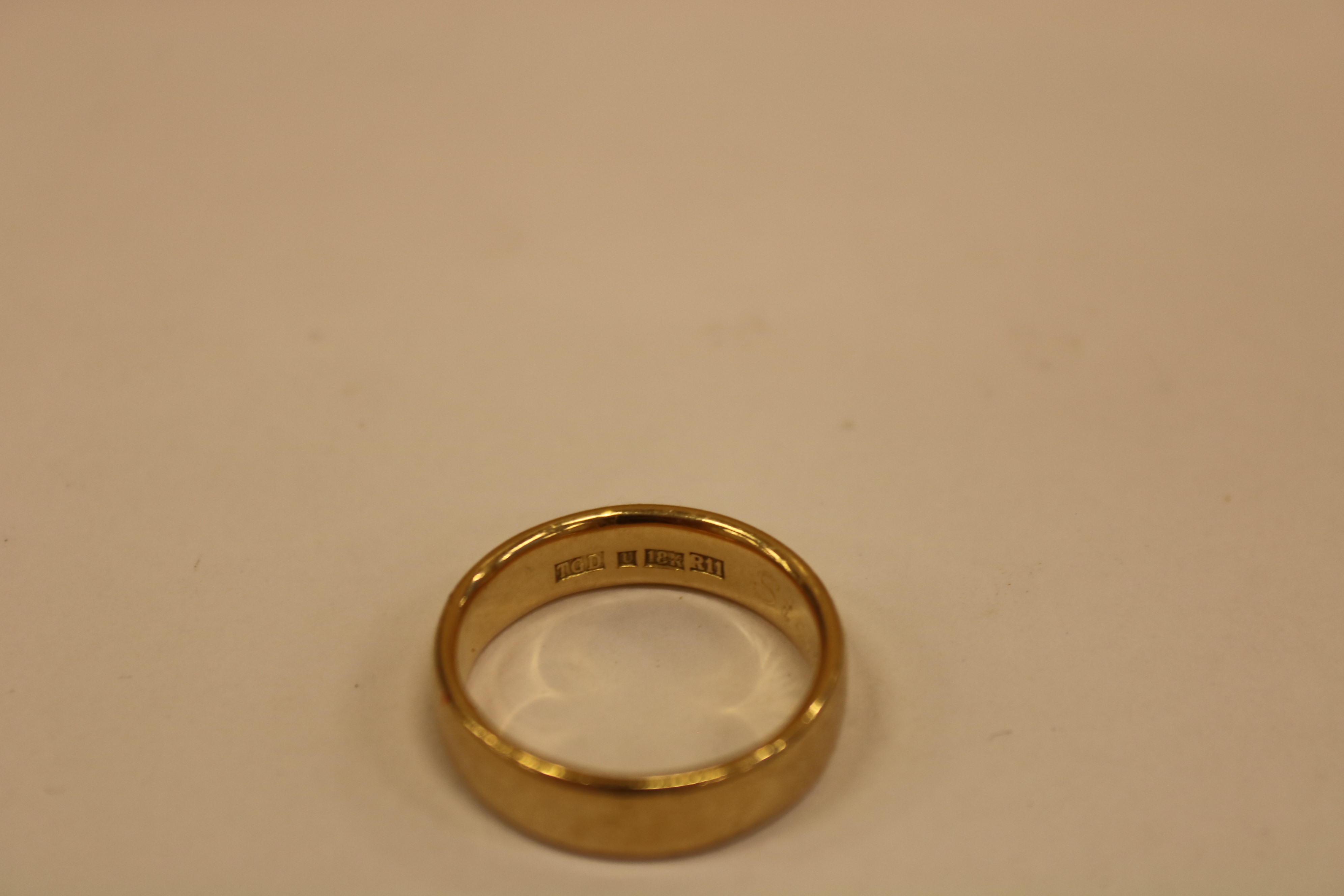 Guldring 18K - Auktioner online - Nätauktioner & Konkursauktioner | PS ...