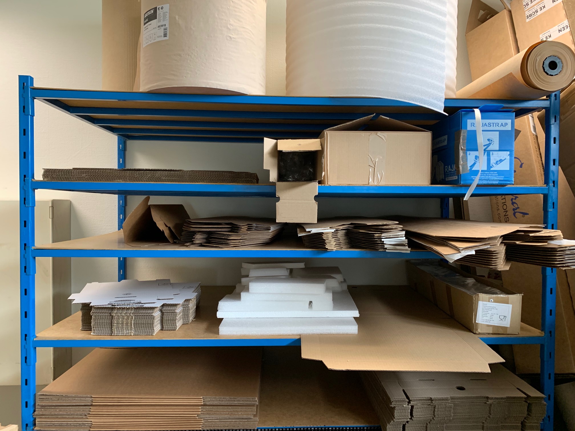 Lot pack and packaging - PS Auction - We value the future - Largest in ...