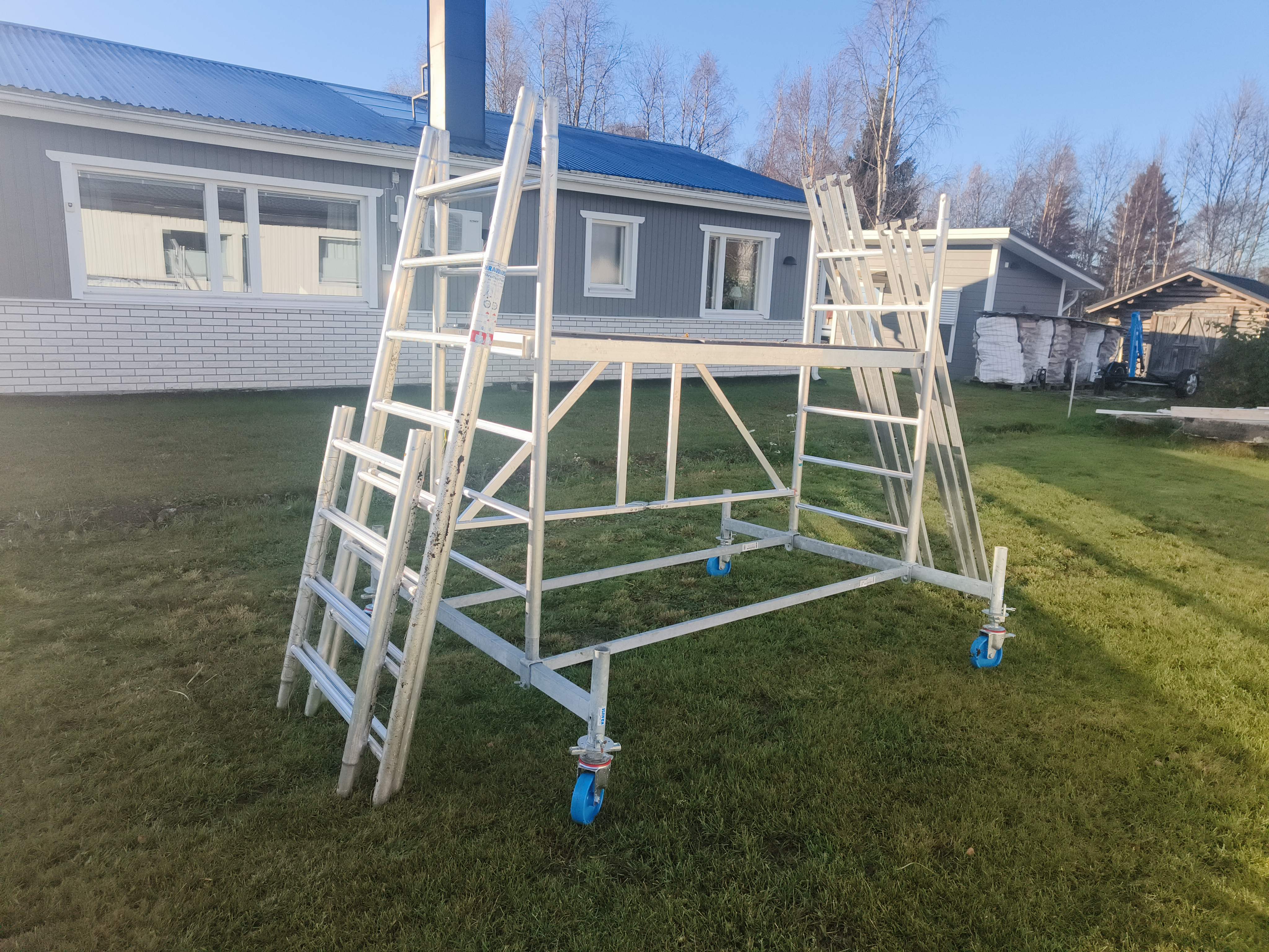 Mobile scaffolding Krause - PS Auction - We value the future - Largest ...