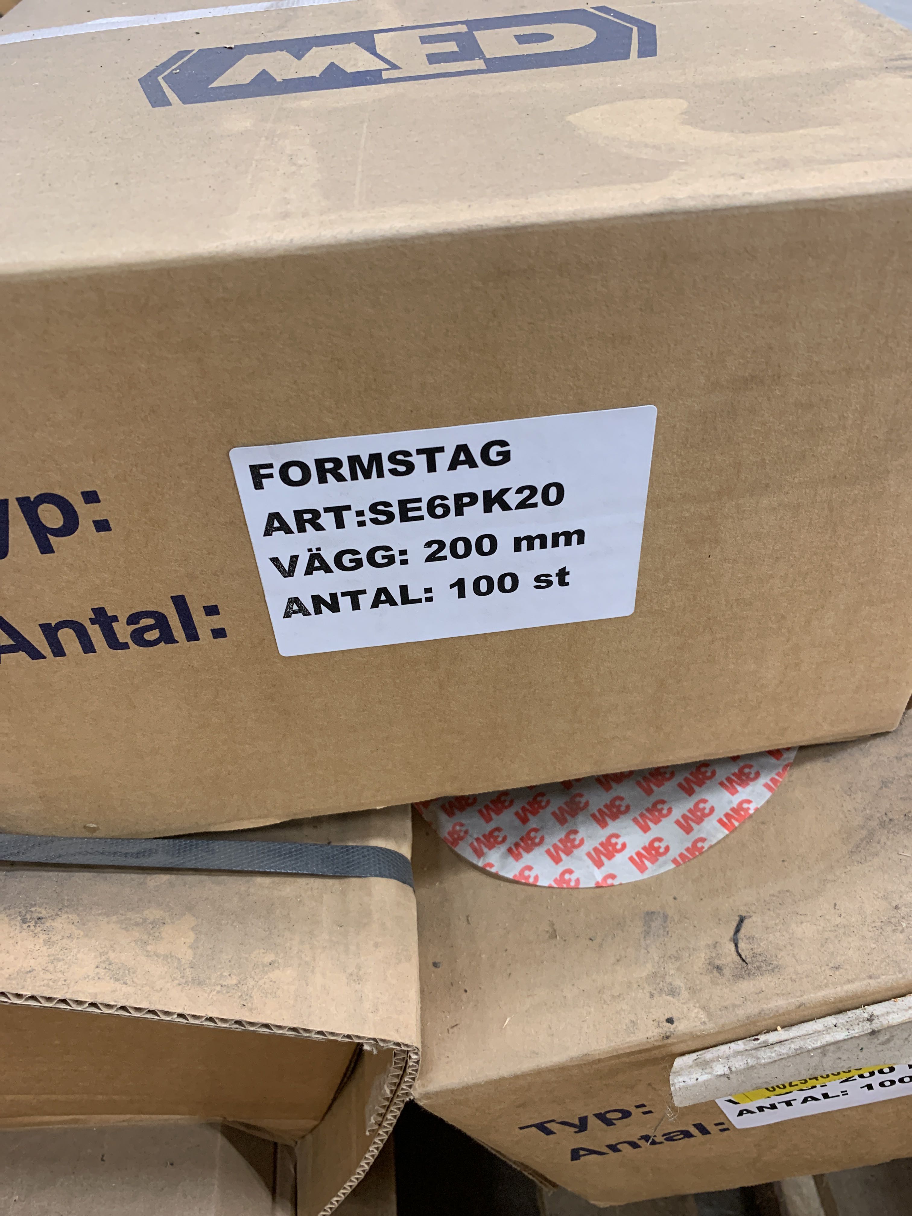 Stool with shaped braces - PS Auction - We value the future - Largest ...