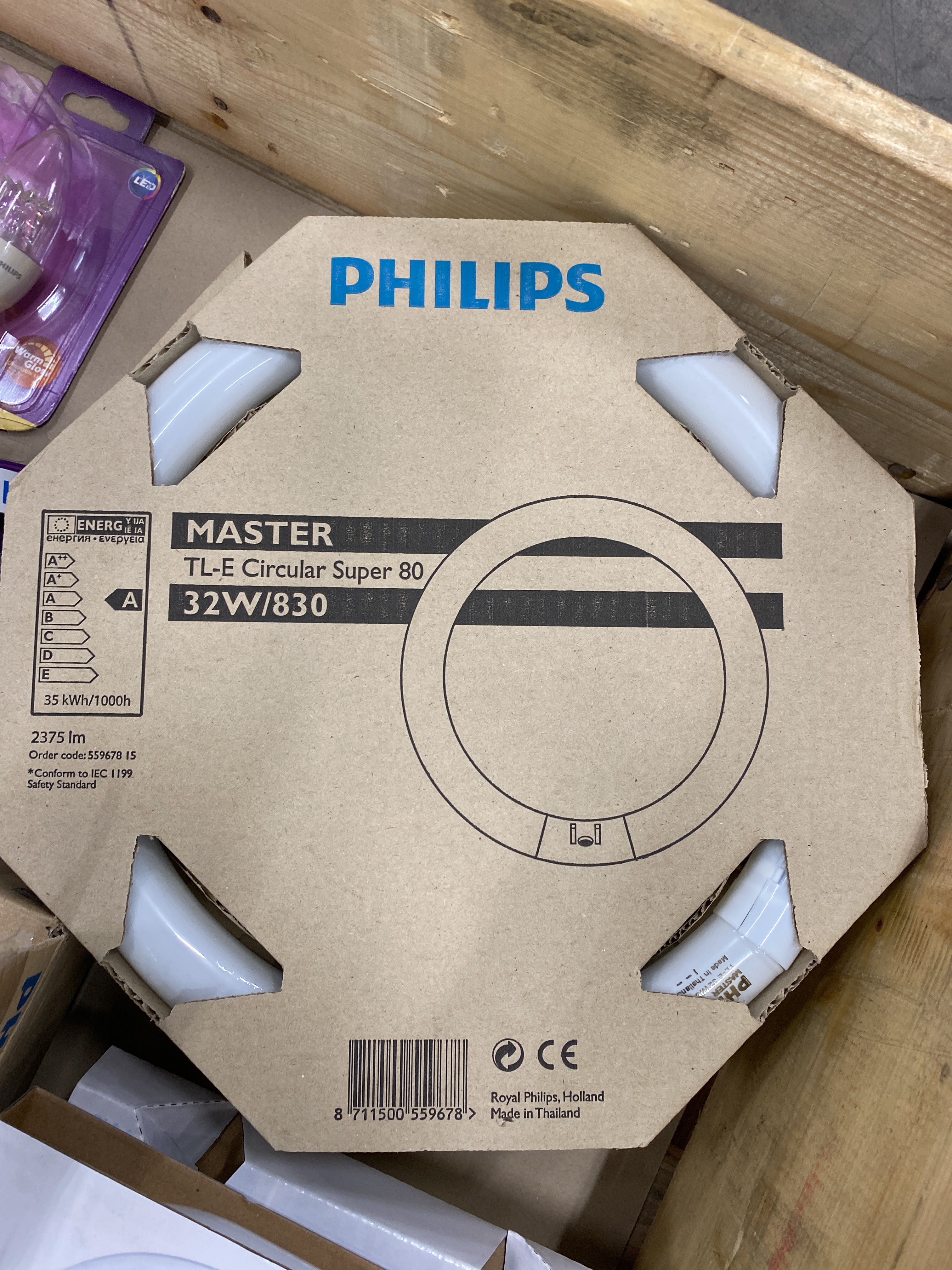 Assortment with light sources Philips - PS Auction - We value the ...