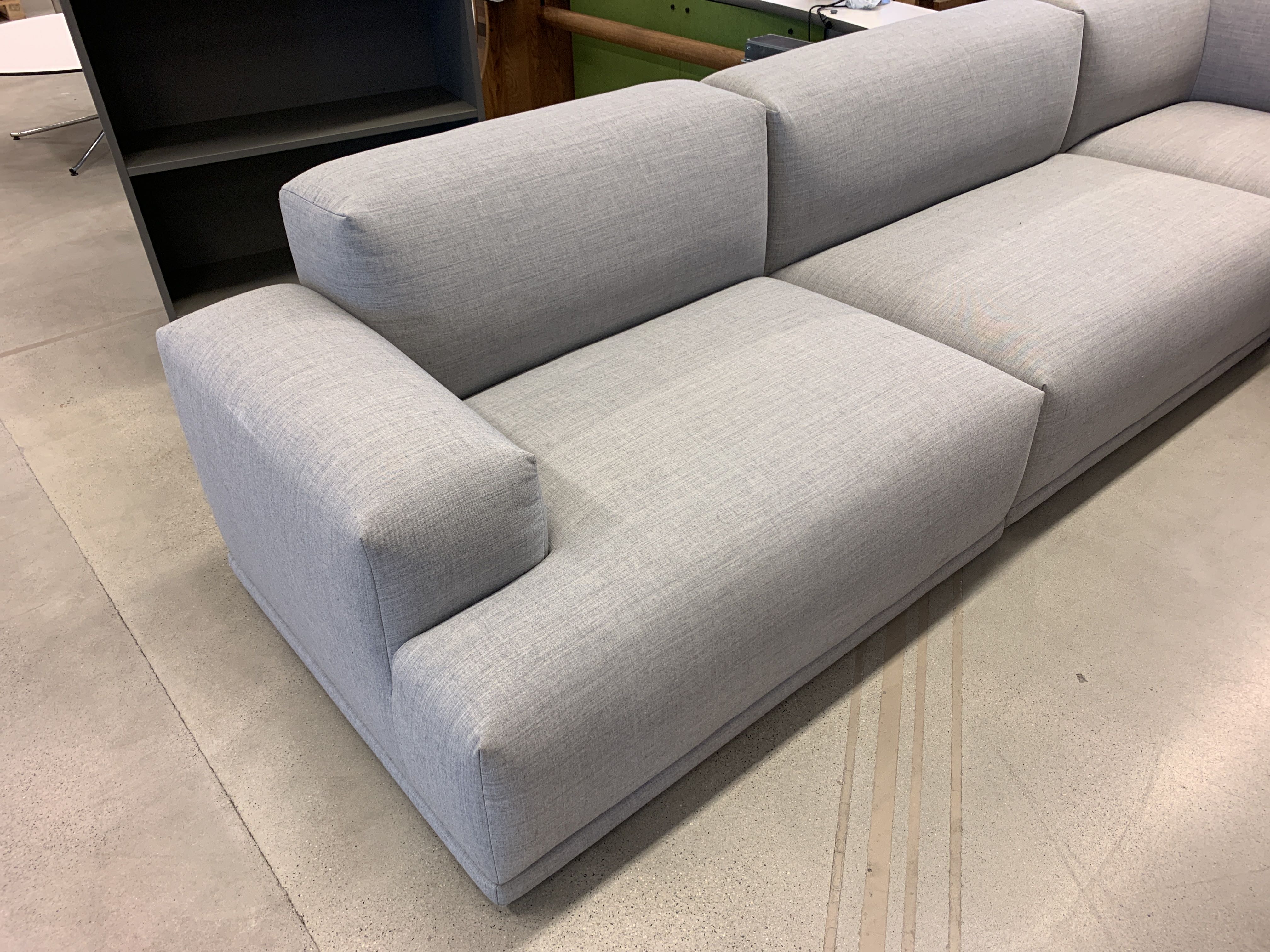 Exclusive corner sofa of a larger model - PS Auction - We value the ...