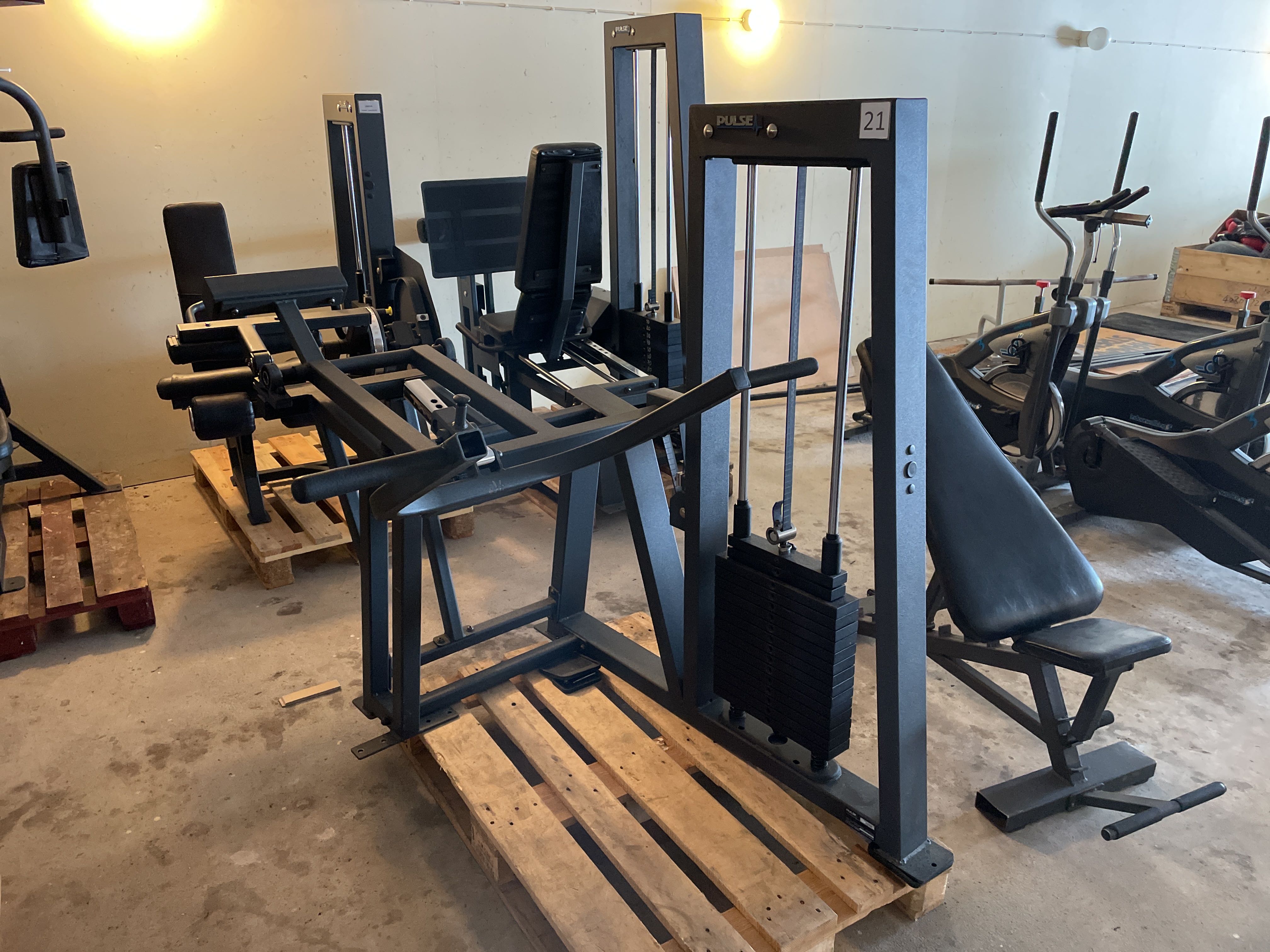 Pulse machines - 6 pieces - PS Auction - We value the future - Largest ...
