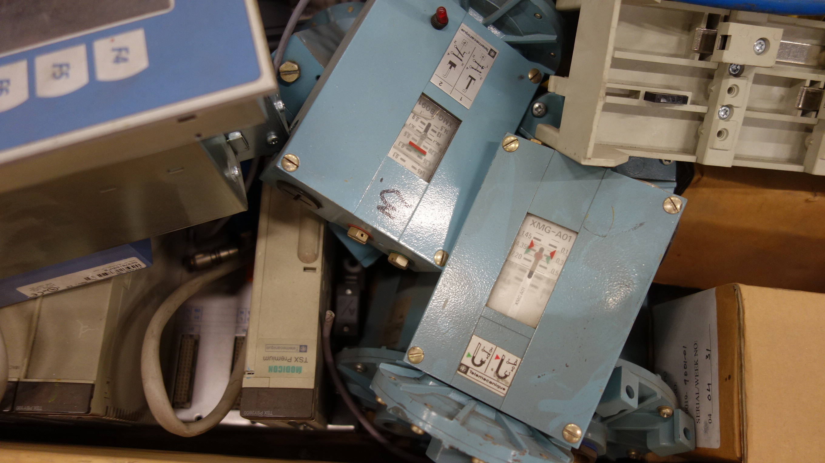 Miscellaneous electrical equipment - PS Auction - We value the future ...