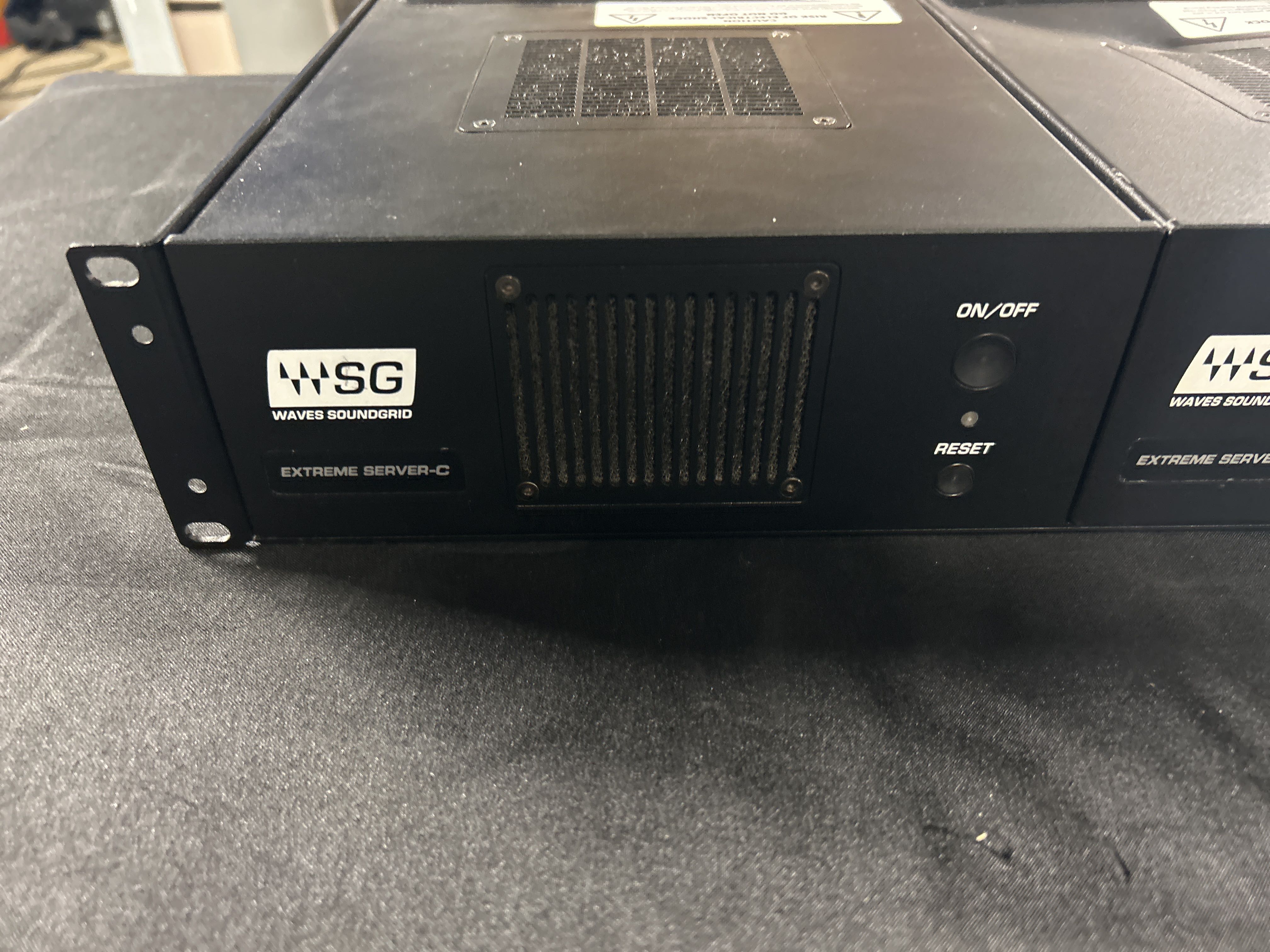 DSP servers 2 pcs - Waves SoundGrid Extreme Server-C - PS Auction - We ...