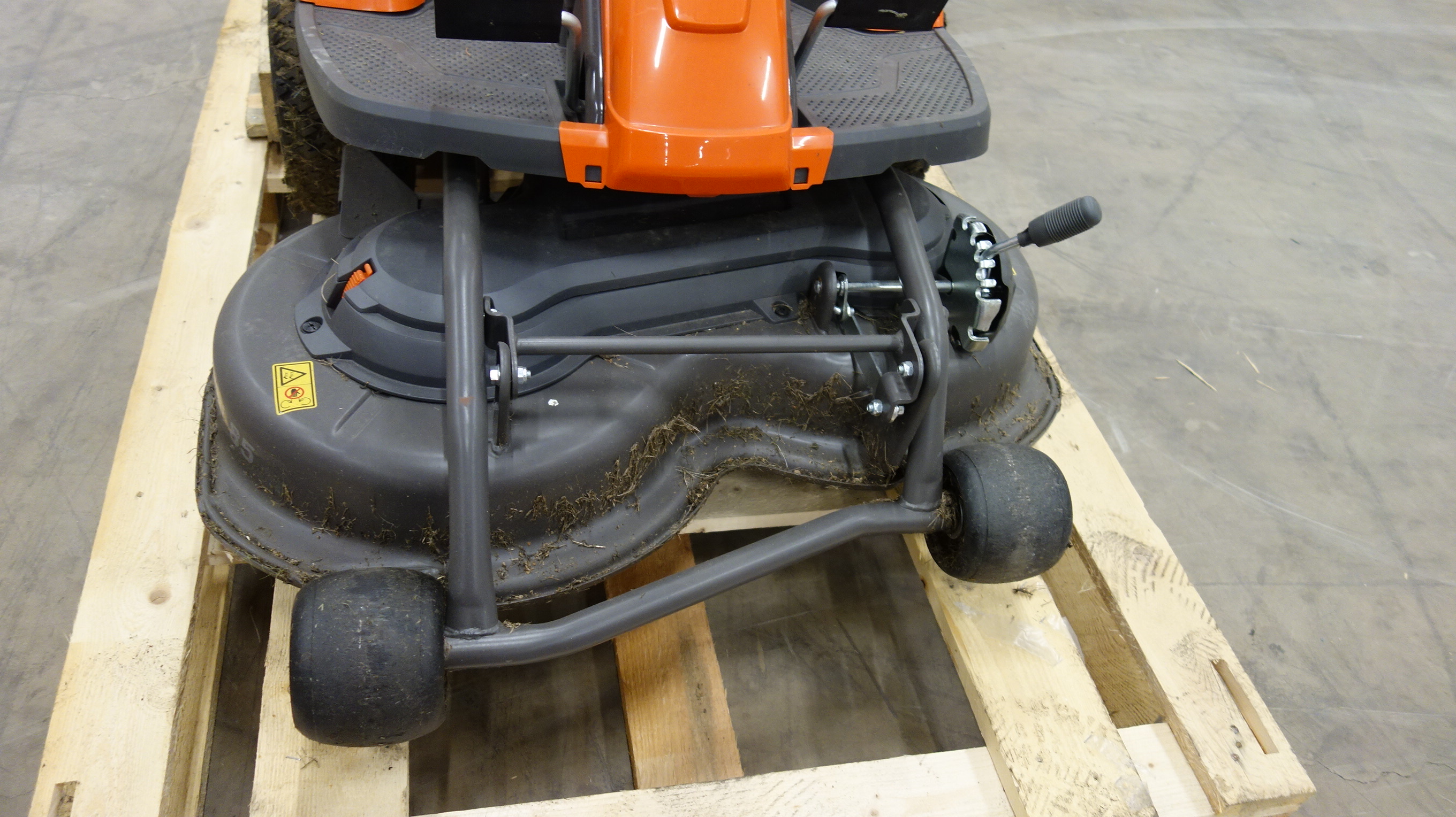 Hedge mower Husqvarna R 112C5 (demoex) - PS Auction - We value the ...