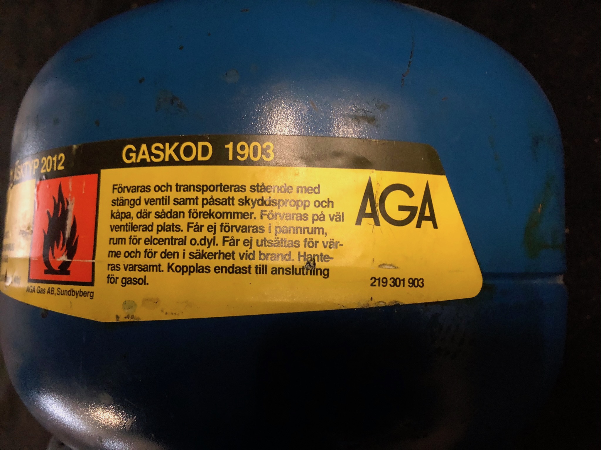 Gasoltub, flasktyp 2012 - Auktioner online - Nätauktioner ...