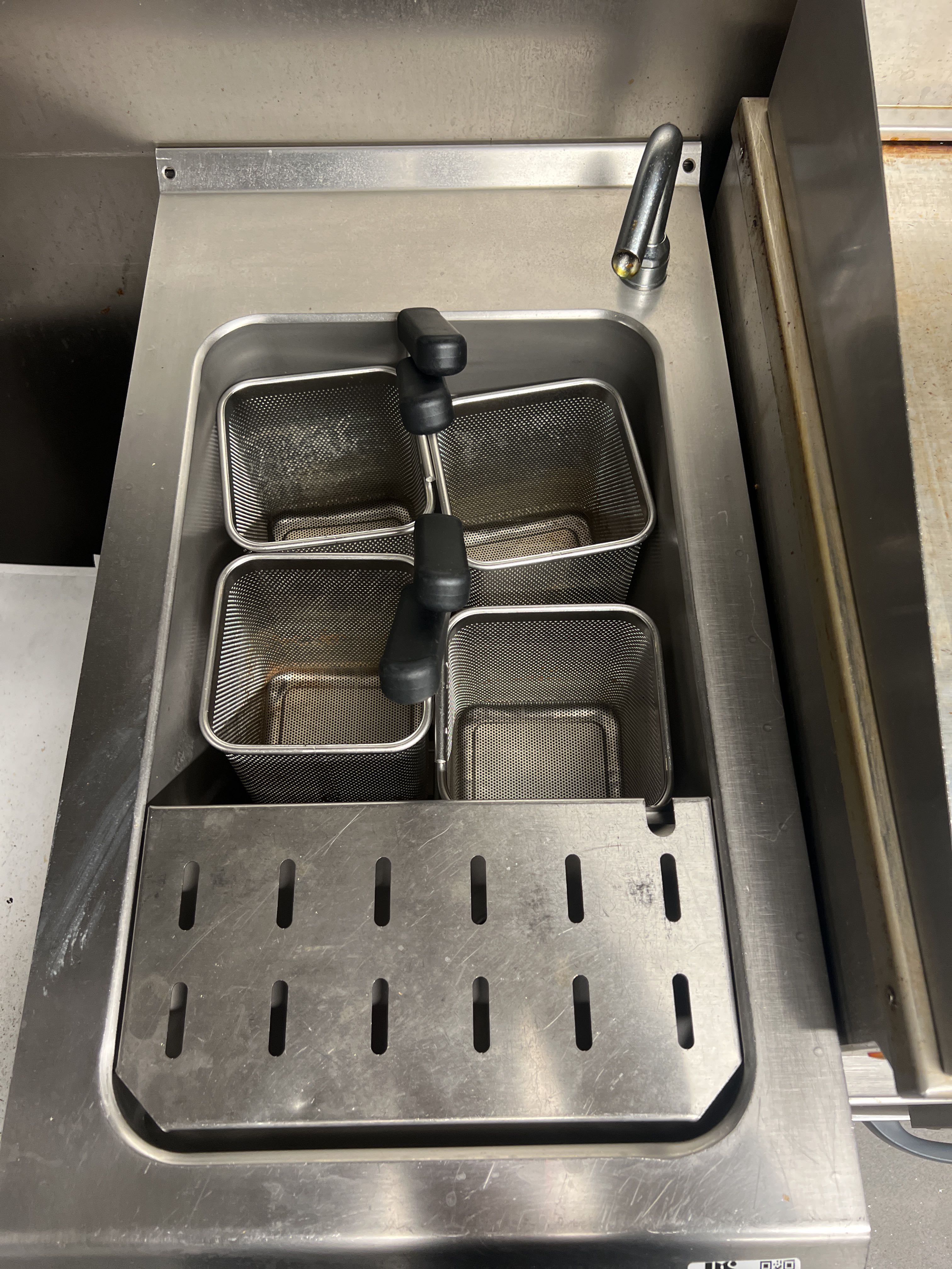 Pasta cooker - Metos D7121CPE - PS Auction - We value the future ...