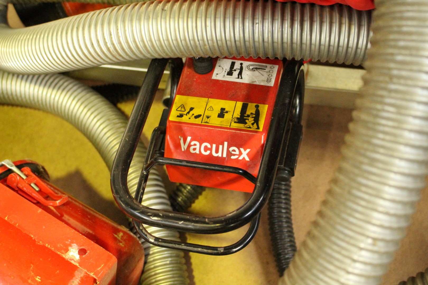 Vakuumlyftaggregat med lyftok Vaculex - PS Auction - We value the ...