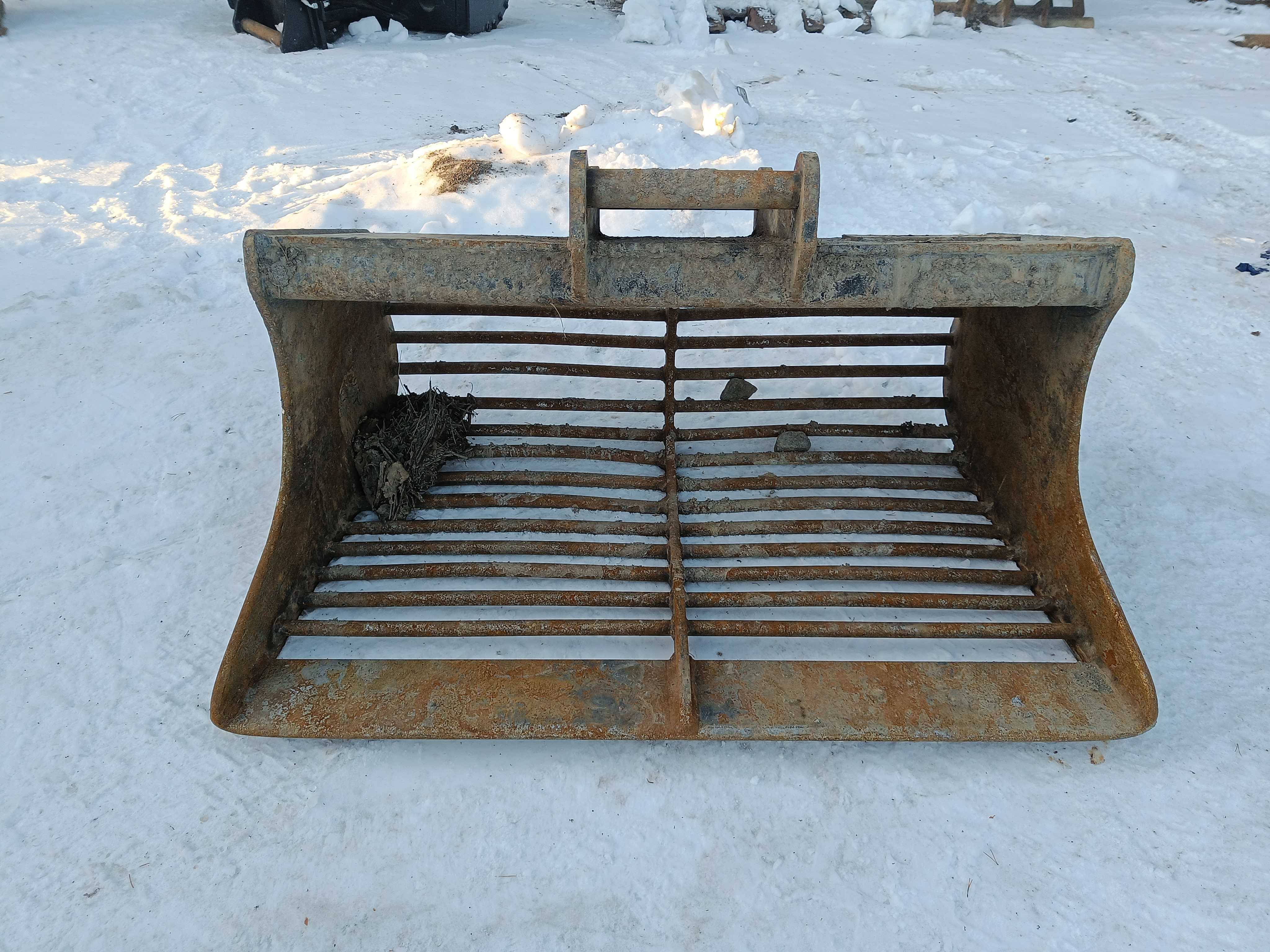 Lattice bucket Encon S60 bracket - PS Auction - We value the future ...