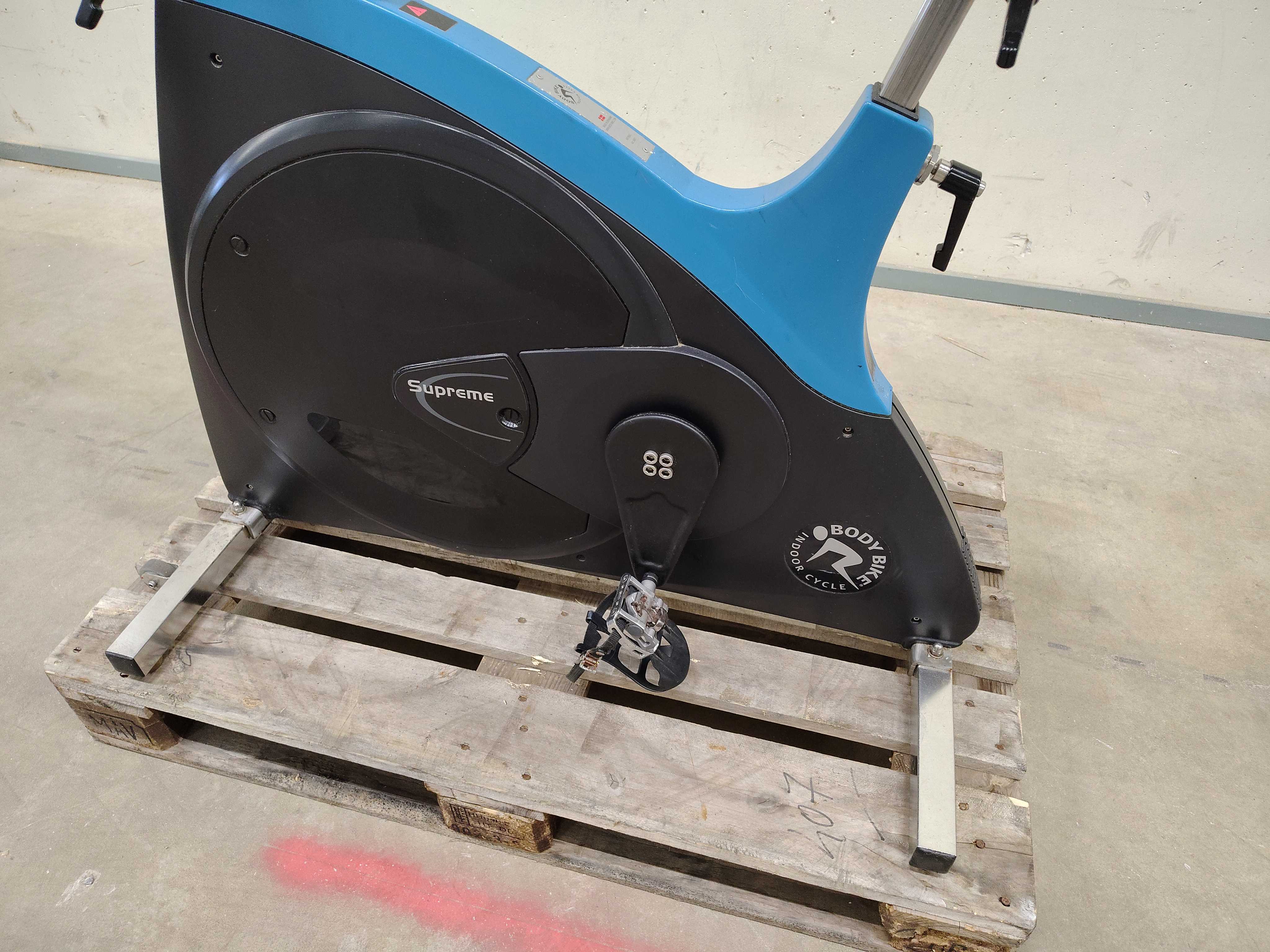 Spinning bike - Body Bike Supreme, blue/black, belt drive, adjustable ...