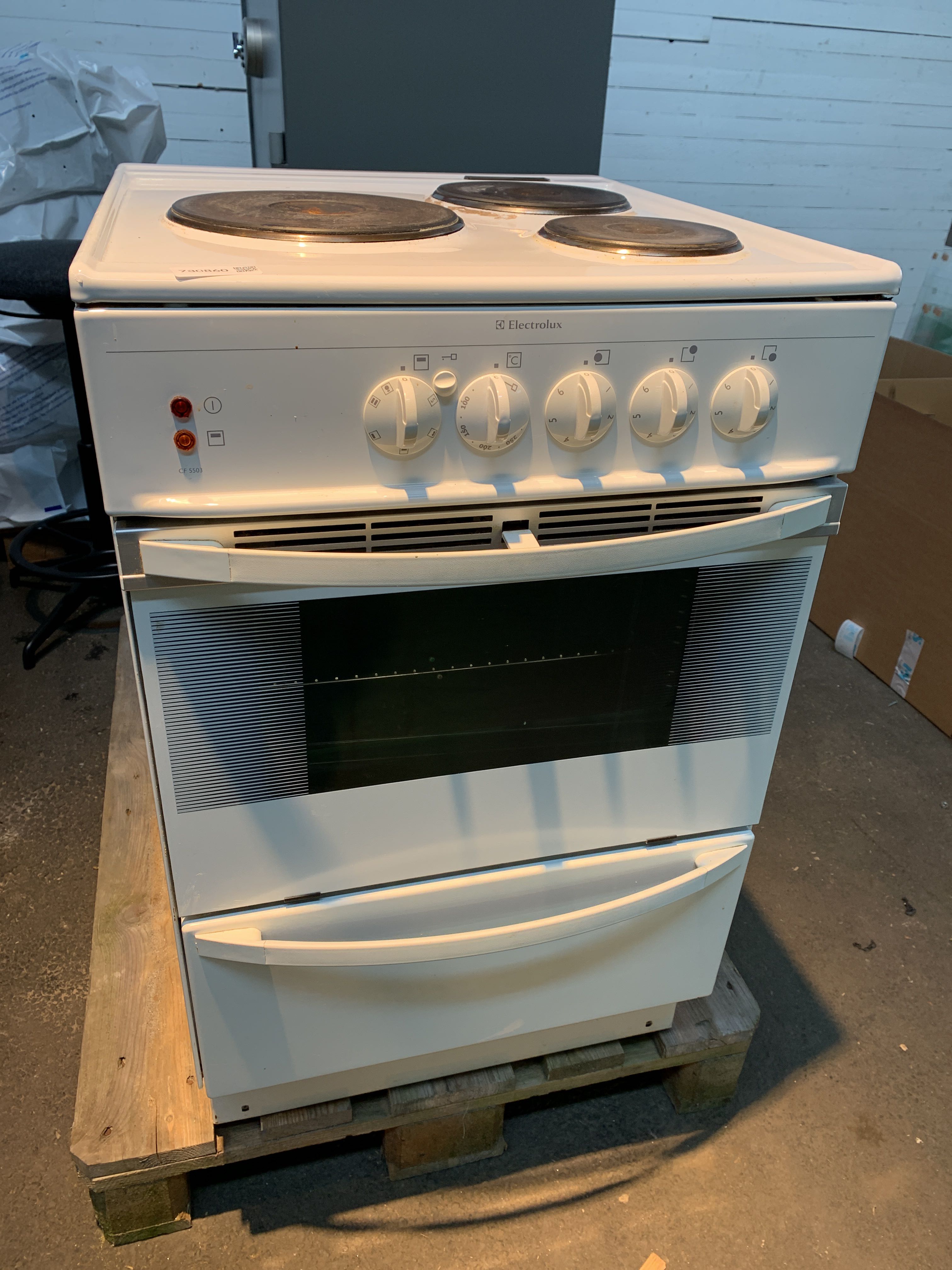 Spis med tre plattor Electrolux - Auktioner online - Nätauktioner ...