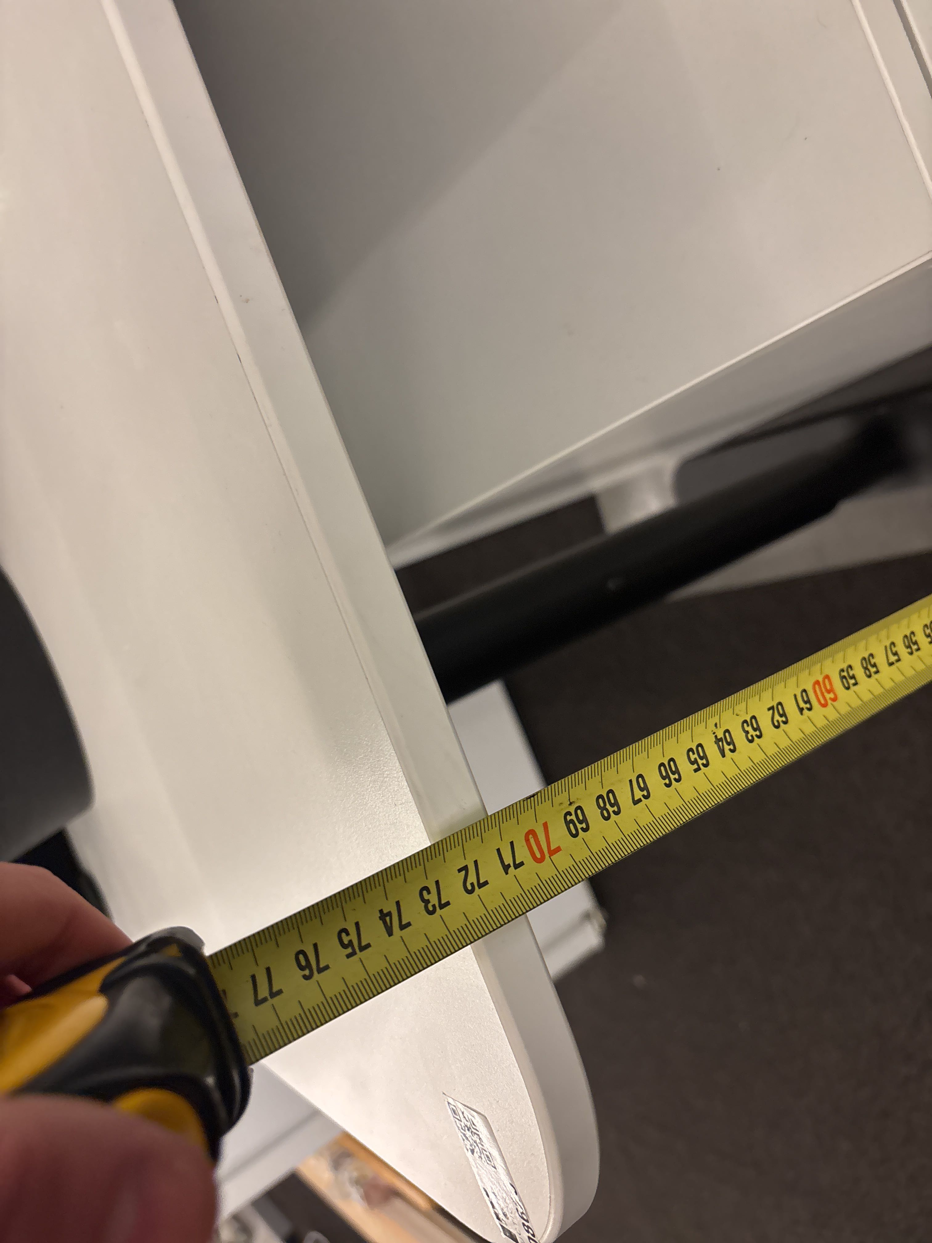 Mac computer + screen + Office group - PS Auction - We value the future ...