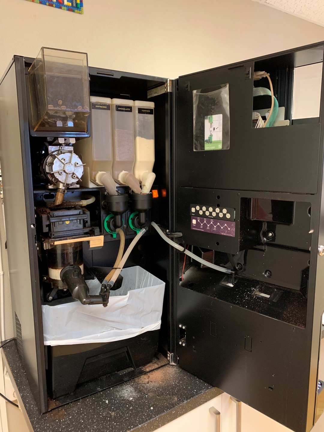 Coffe Queen coffee machine - PS Auction - We value the future - Largest ...