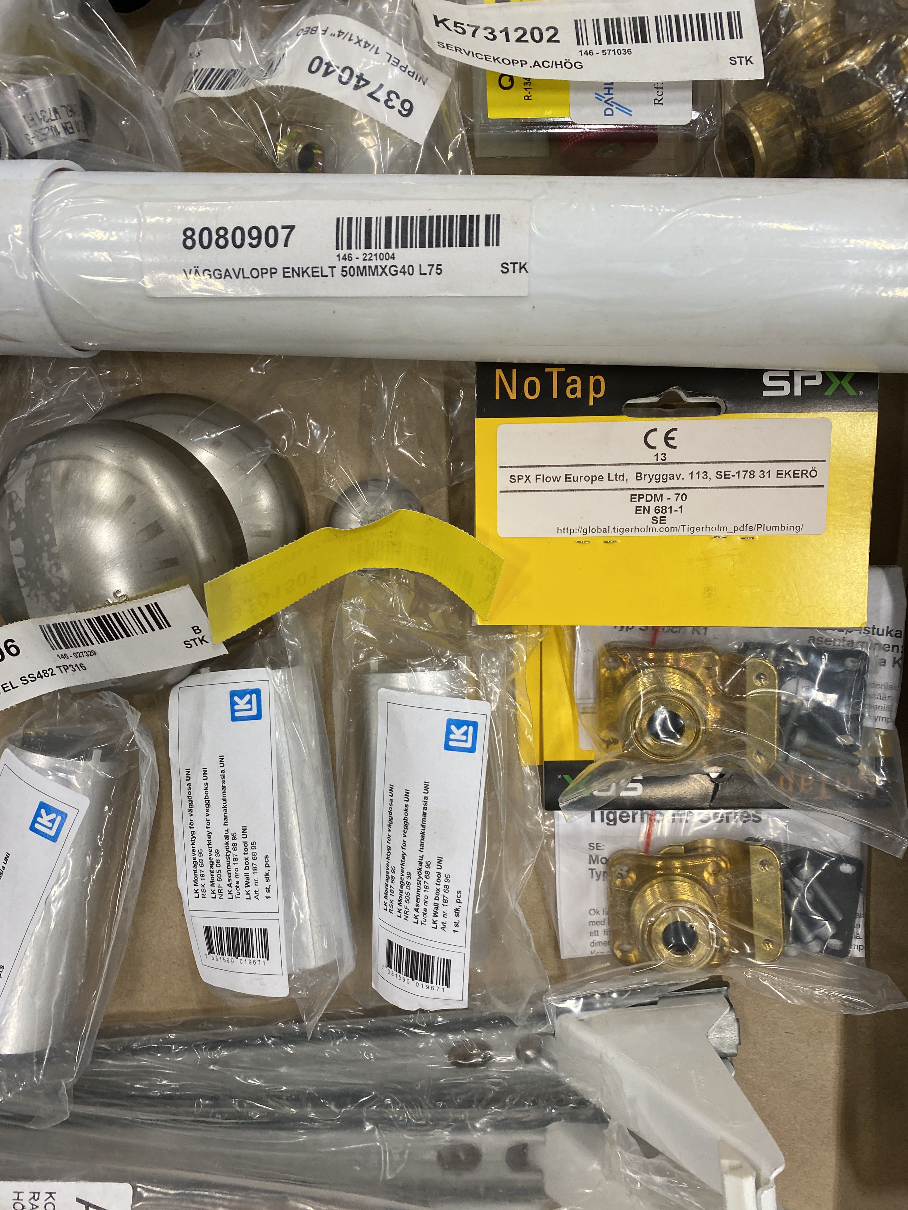 Assortment of plumbing items - PS Auction - We value the future ...