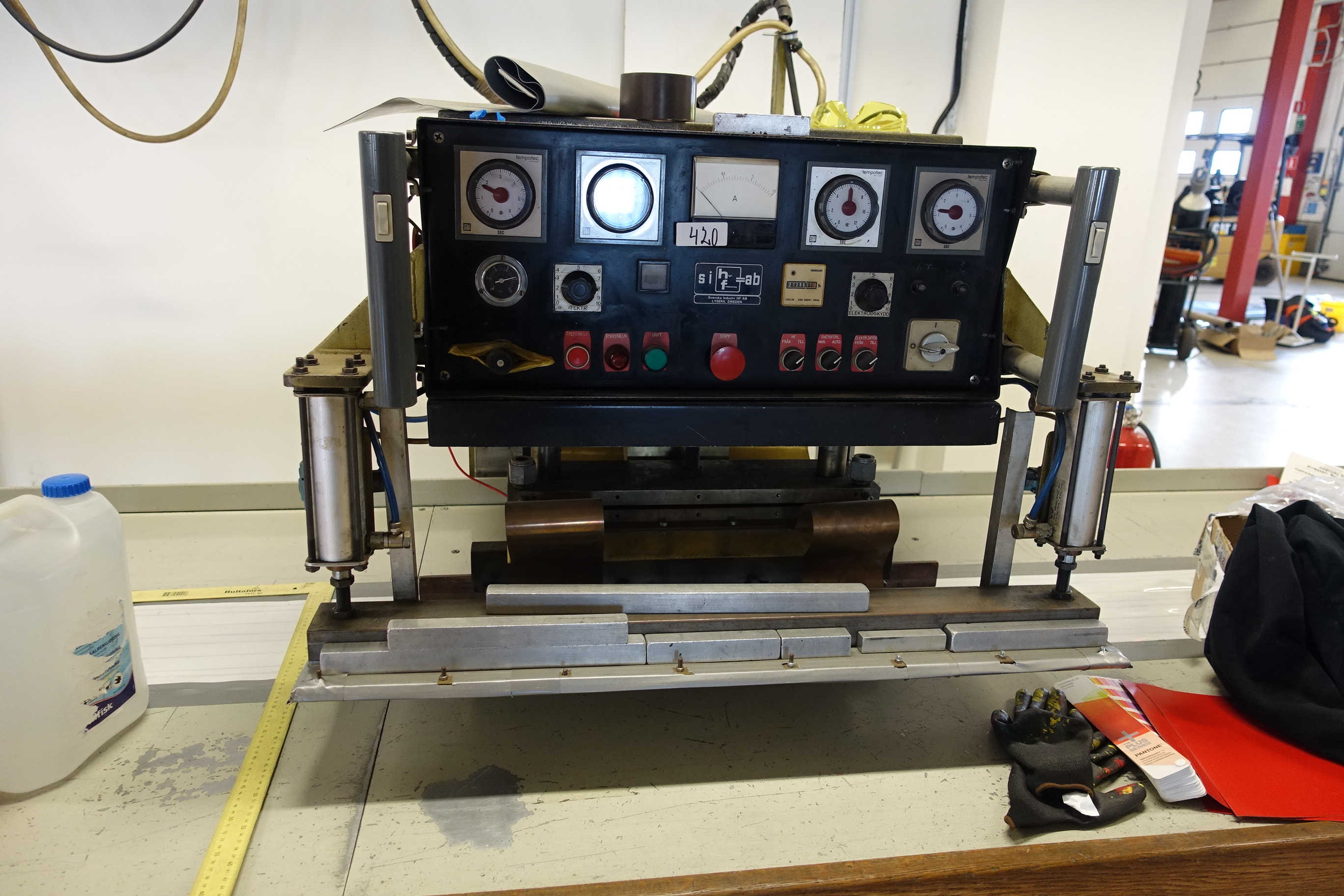 Forsstrom (maskin för svetsning av PVC- och PU-material ) - Auktioner ...