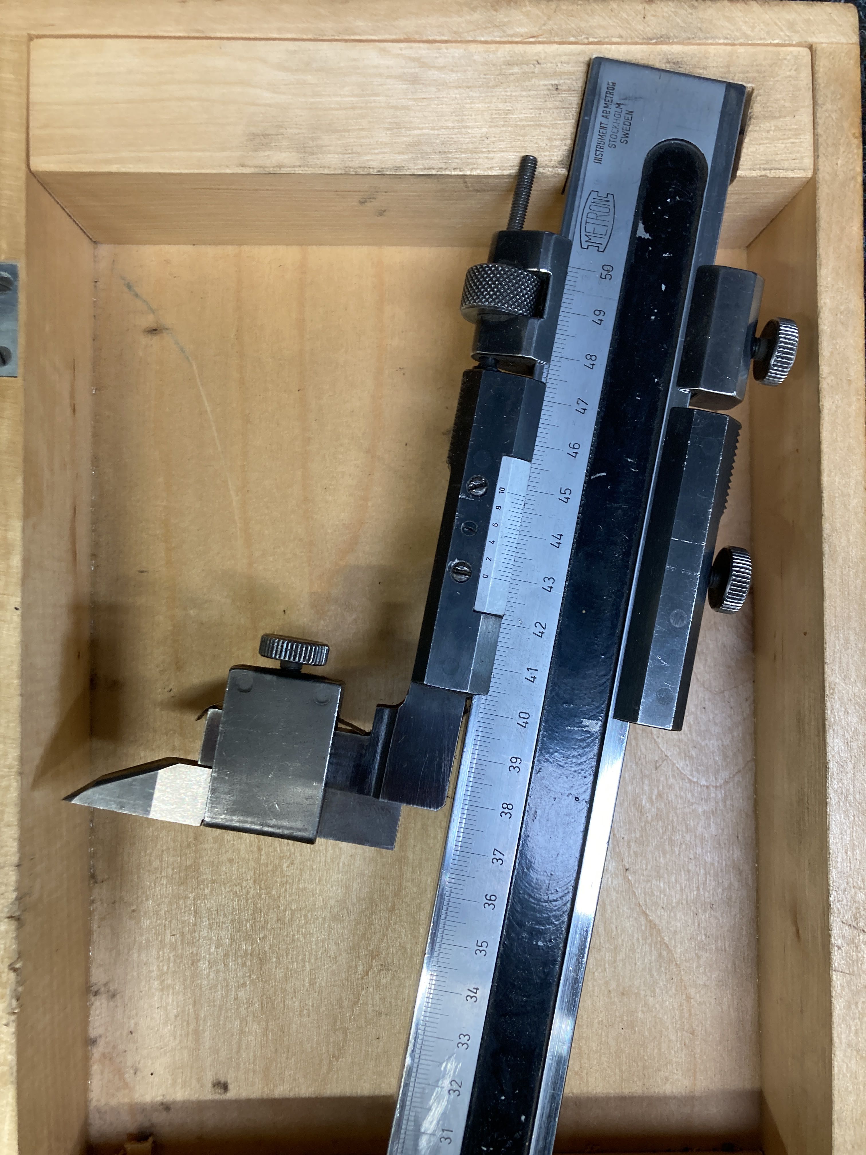 Analogt höjdritsmått Metron 500 - Auktioner online - Nätauktioner ...