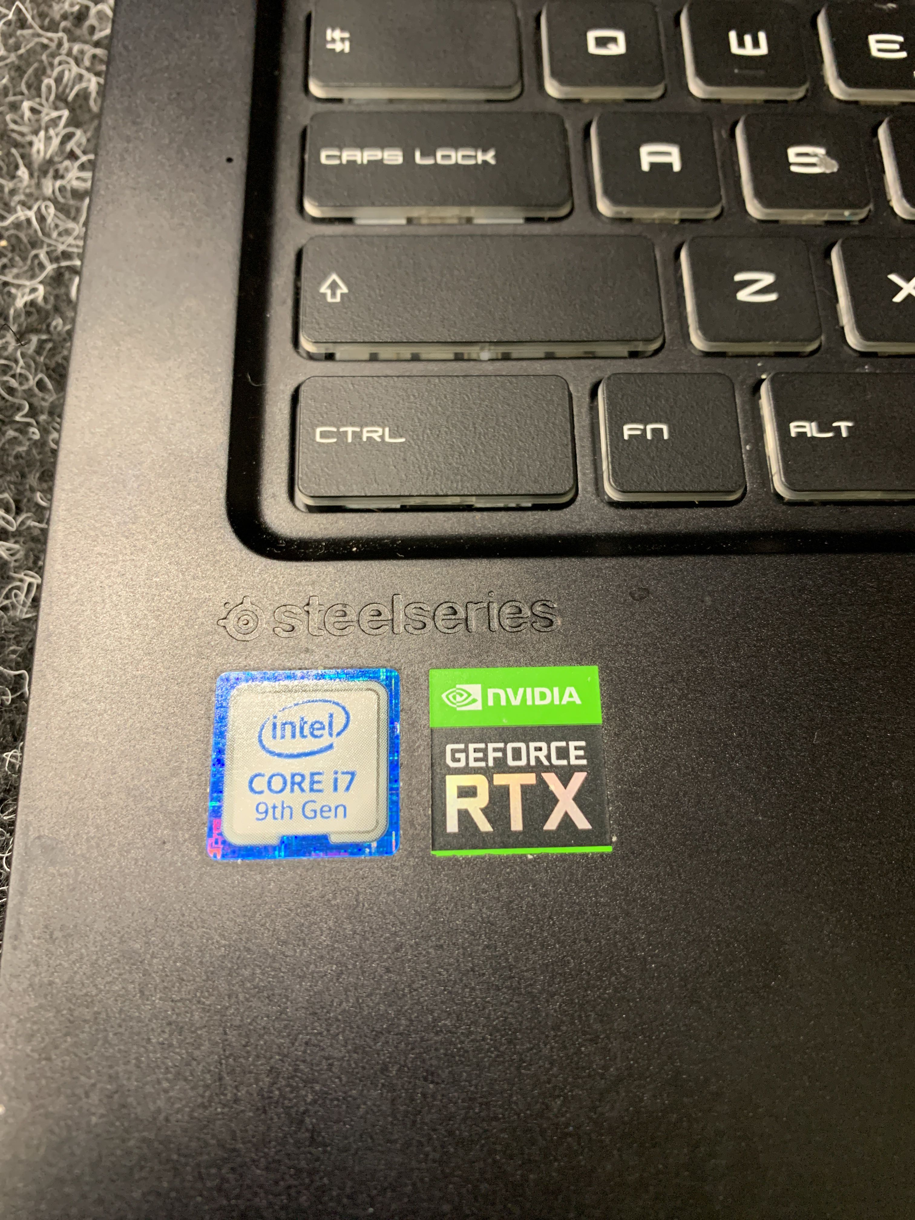 Gaminglaptop 17.3" MSI GS75 Stealth 9SF - Auktioner online ...