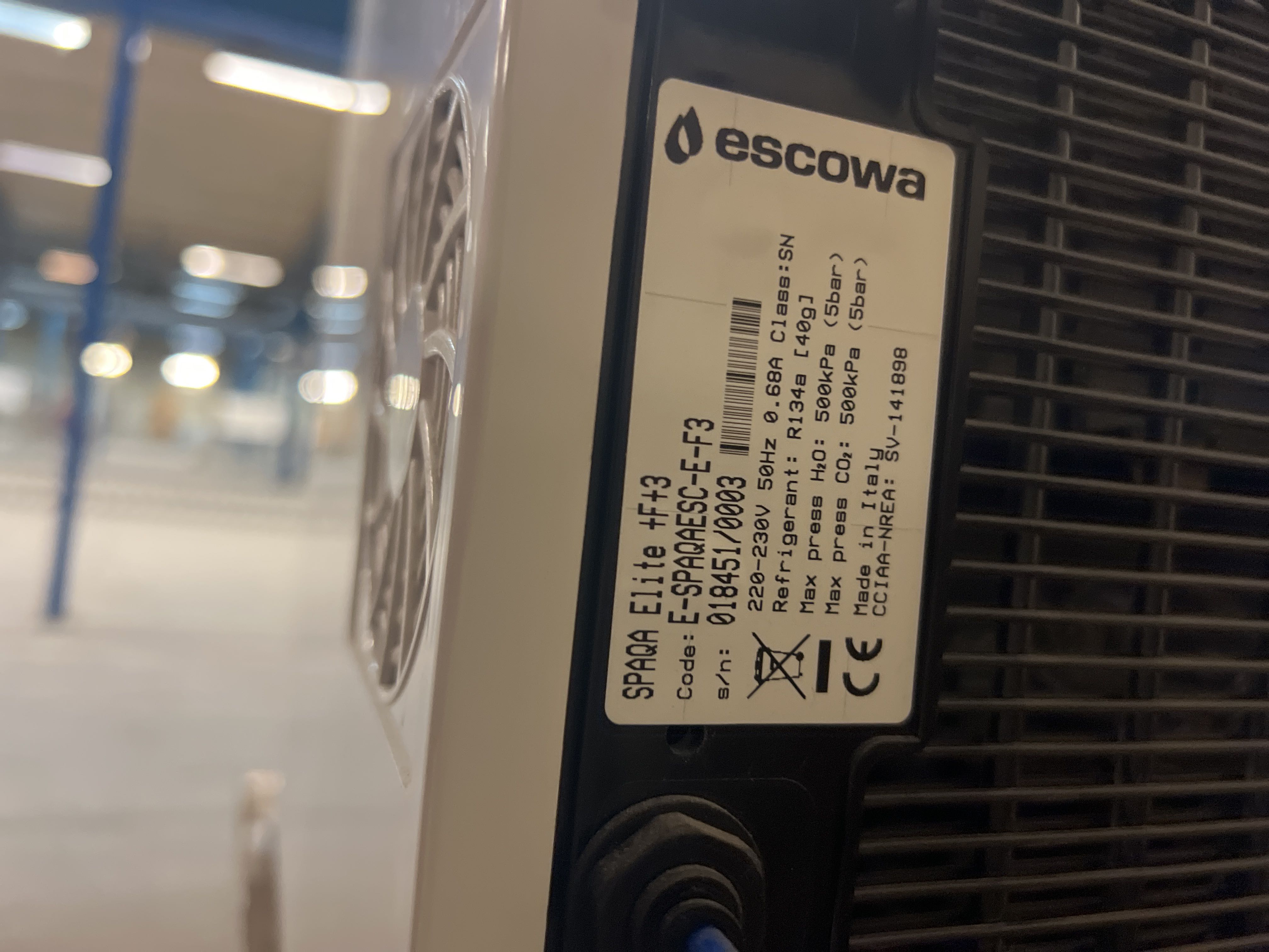 Water dispenser Escowa - PS Auction - We value the future - Largest in ...