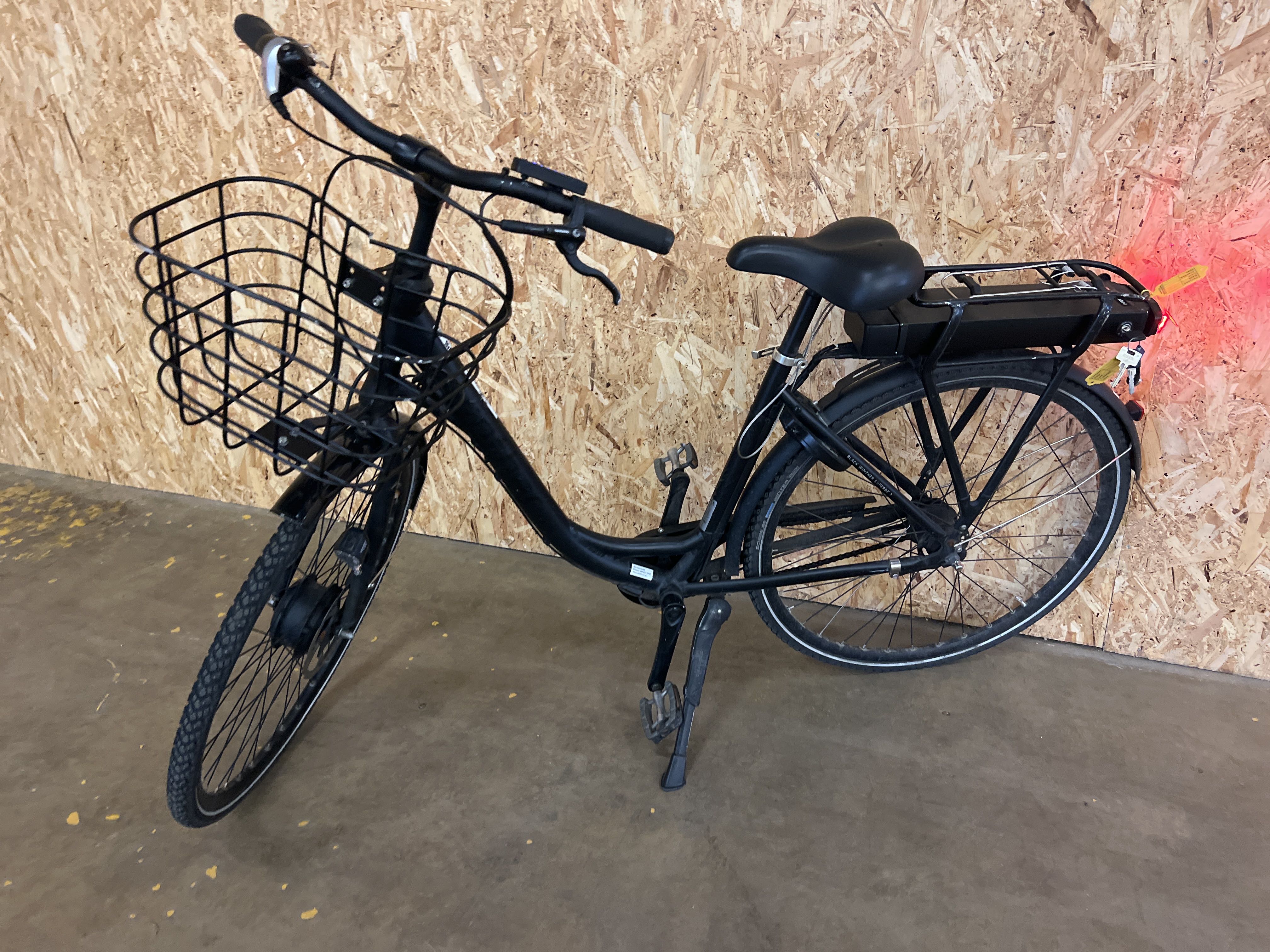 Elcykel Black Winther Superbe 1 -2019 - Auktioner online - Nätauktioner ...