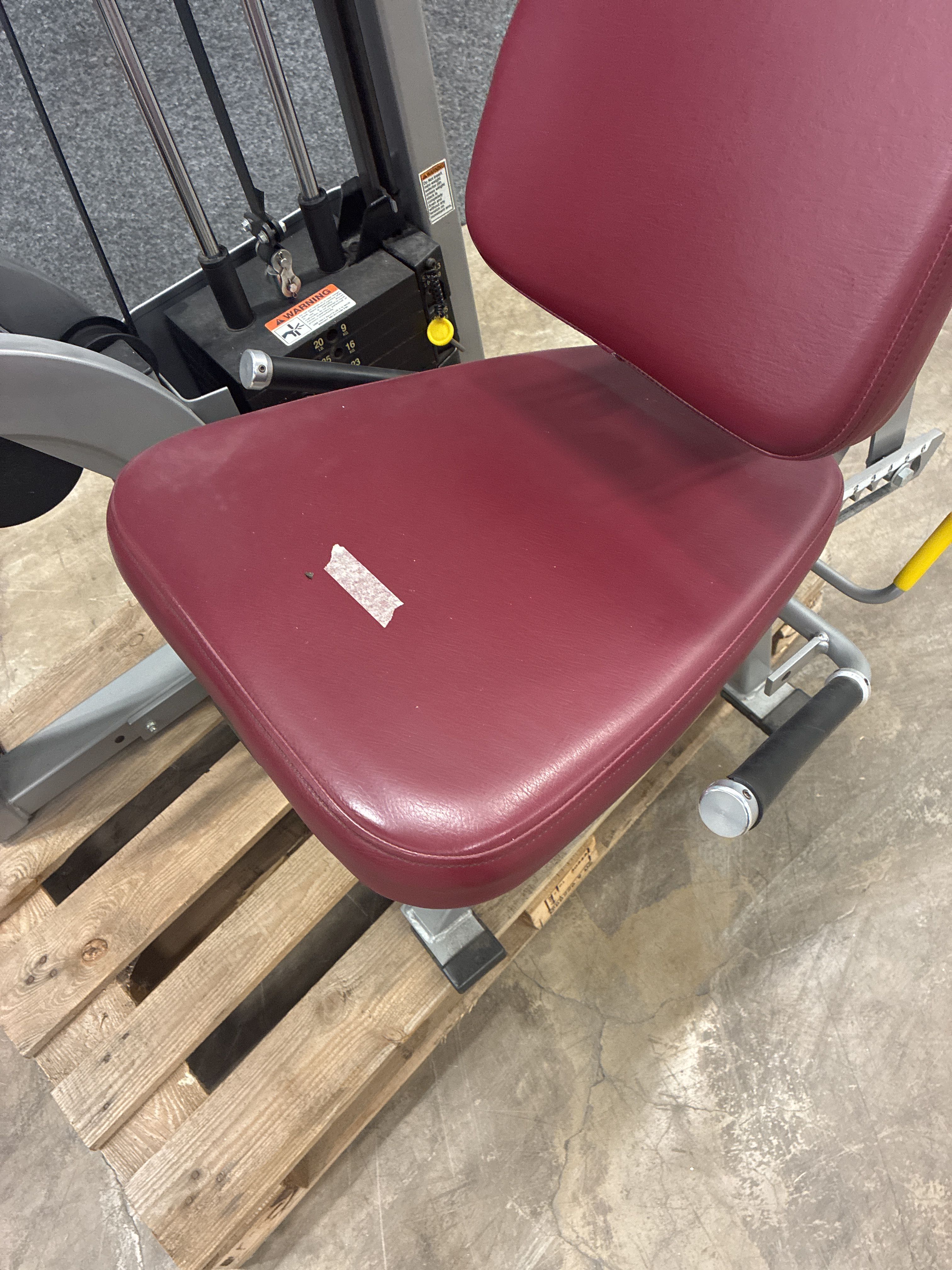 Leg kick / Seated joint curl, Nautilus Nitro - PS Auction - We value ...