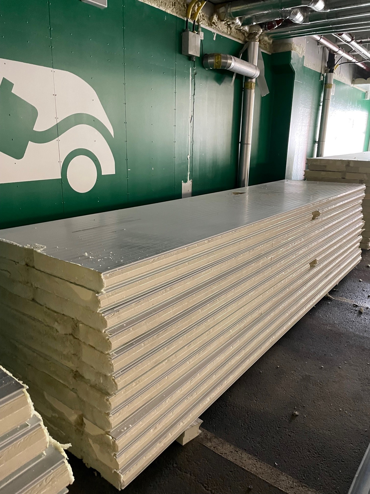 Kingspan KS 1200 AB Sandwich panels, approx. 500 sq.m - PS Auction - We ...