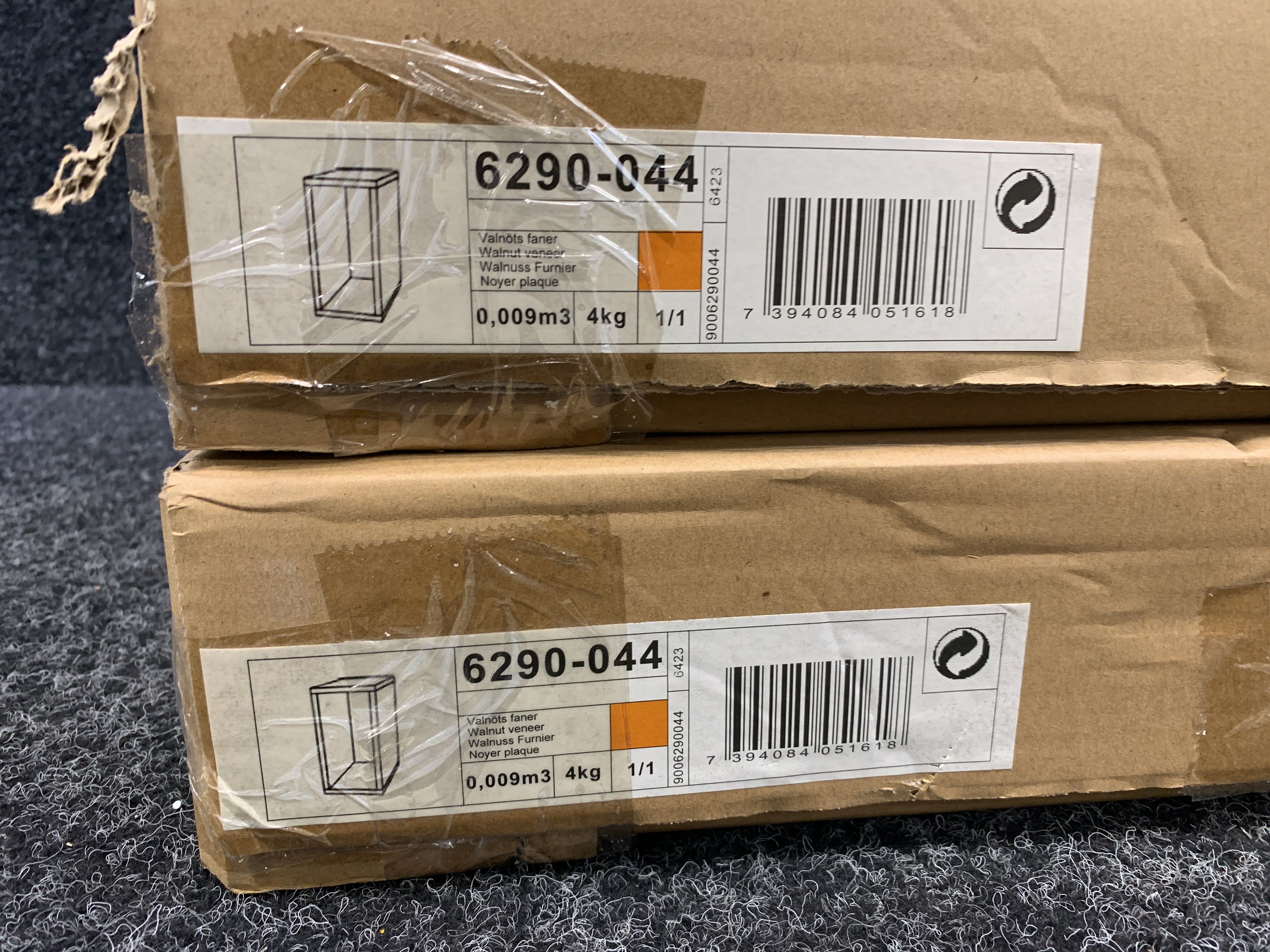 2 st Multi Cube Tenzo Valnöt - Auktioner online - Nätauktioner ...