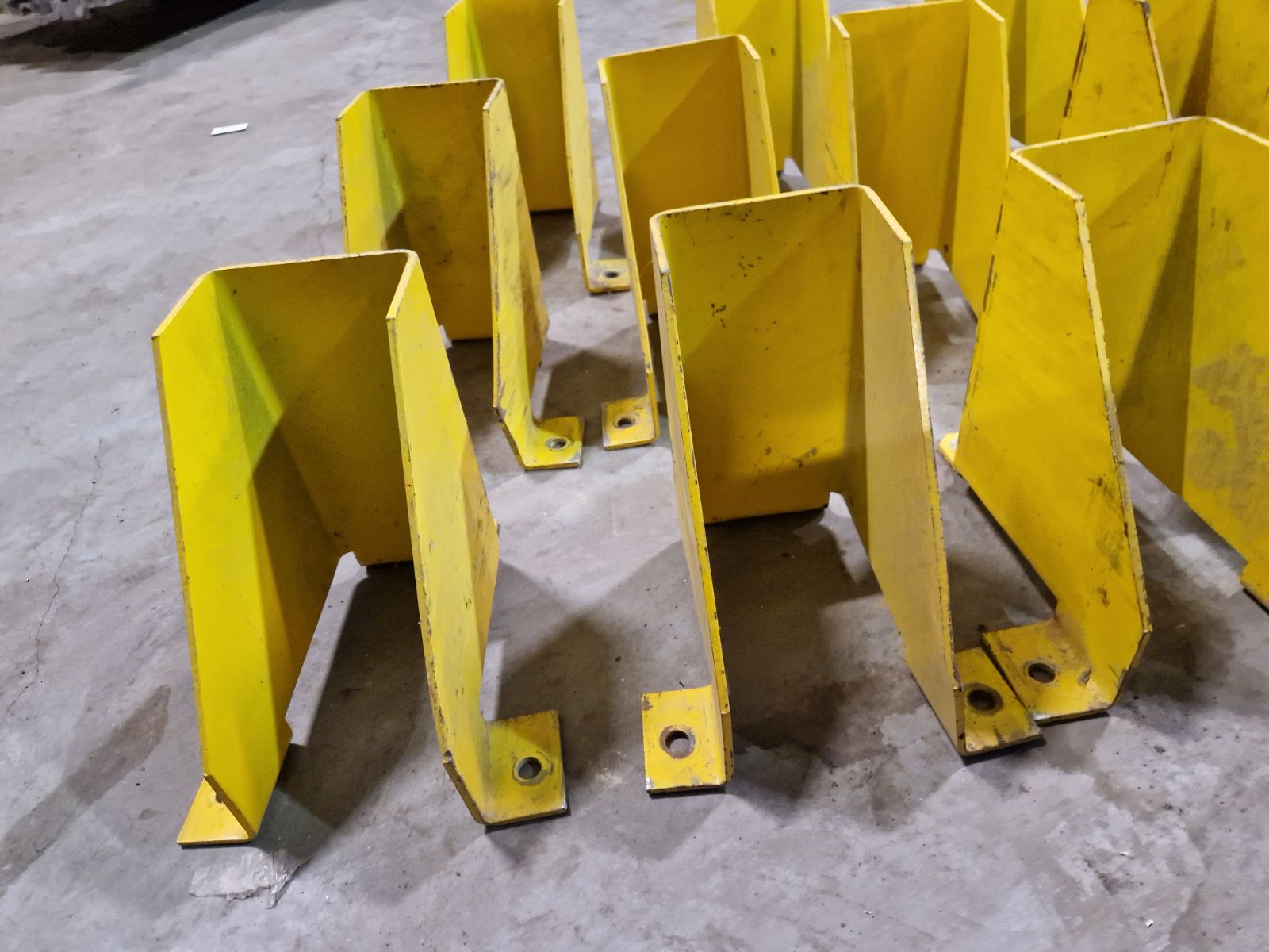 11 crash guards for pallet racks - PS Auction - We value the future ...