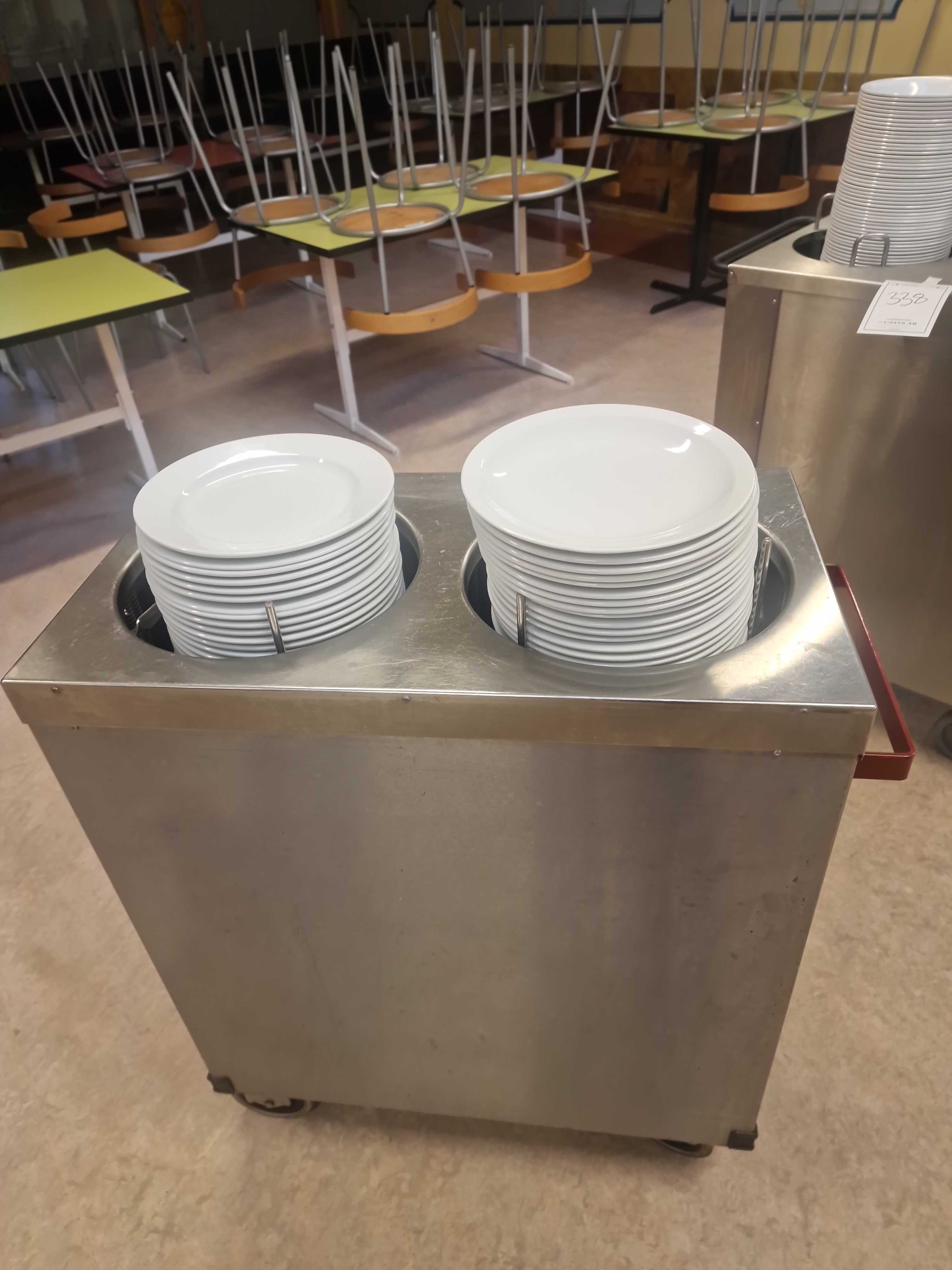Plate dispenser on wheels including plates - PS Auction - We value the ...