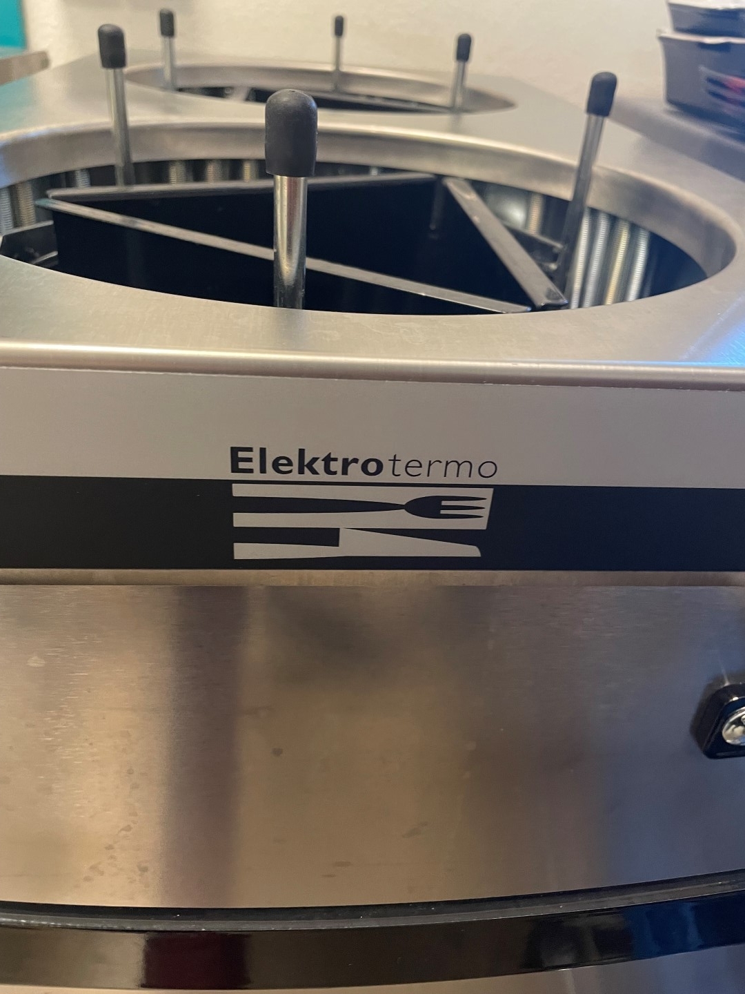 Plate trolleys 2 pcs - PS Auction - We value the future - Largest in ...