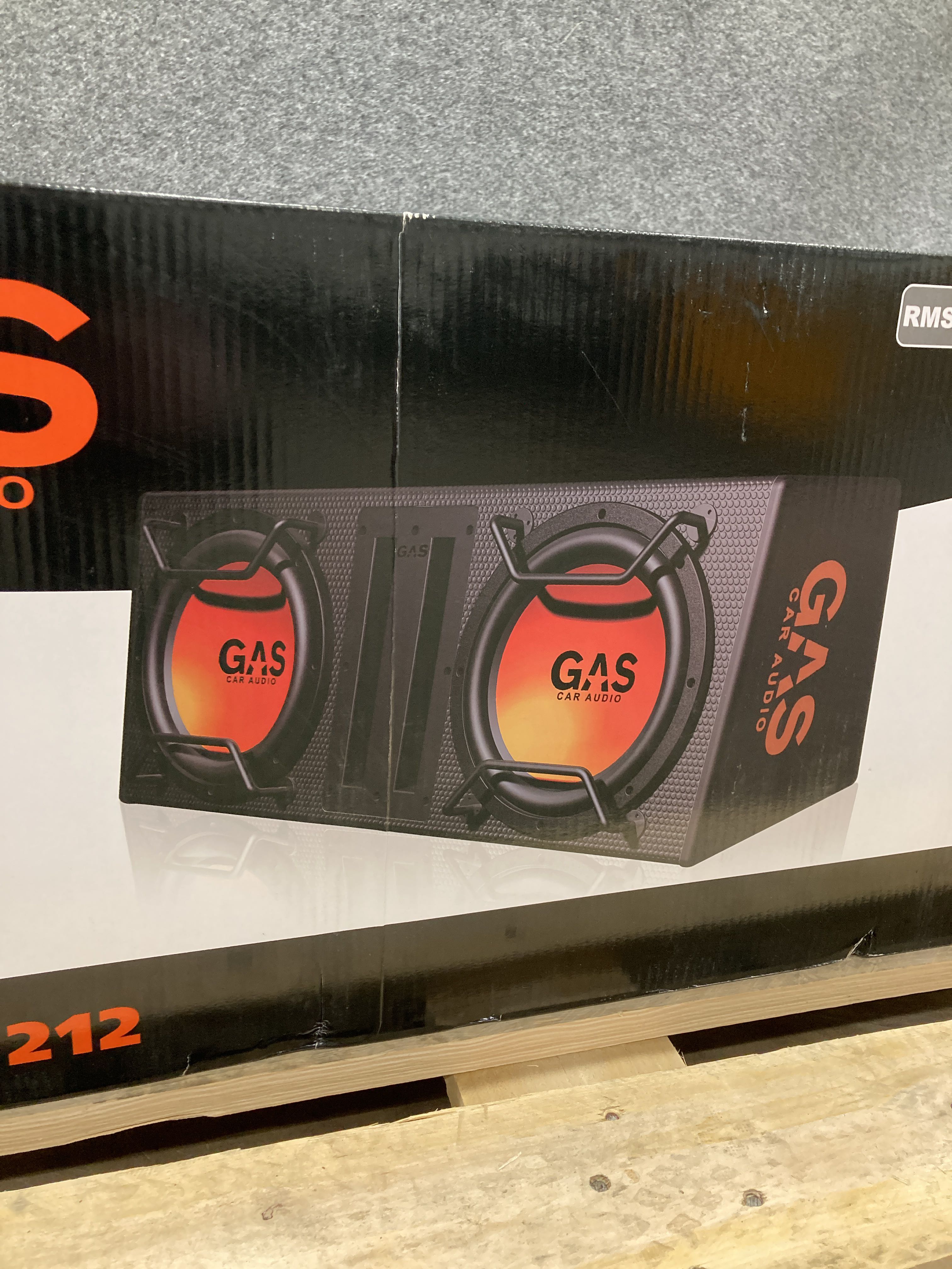 Baslåda GAS Alpha212, 2x12", 600W RMS / 1200W MAX - Auktioner online ...