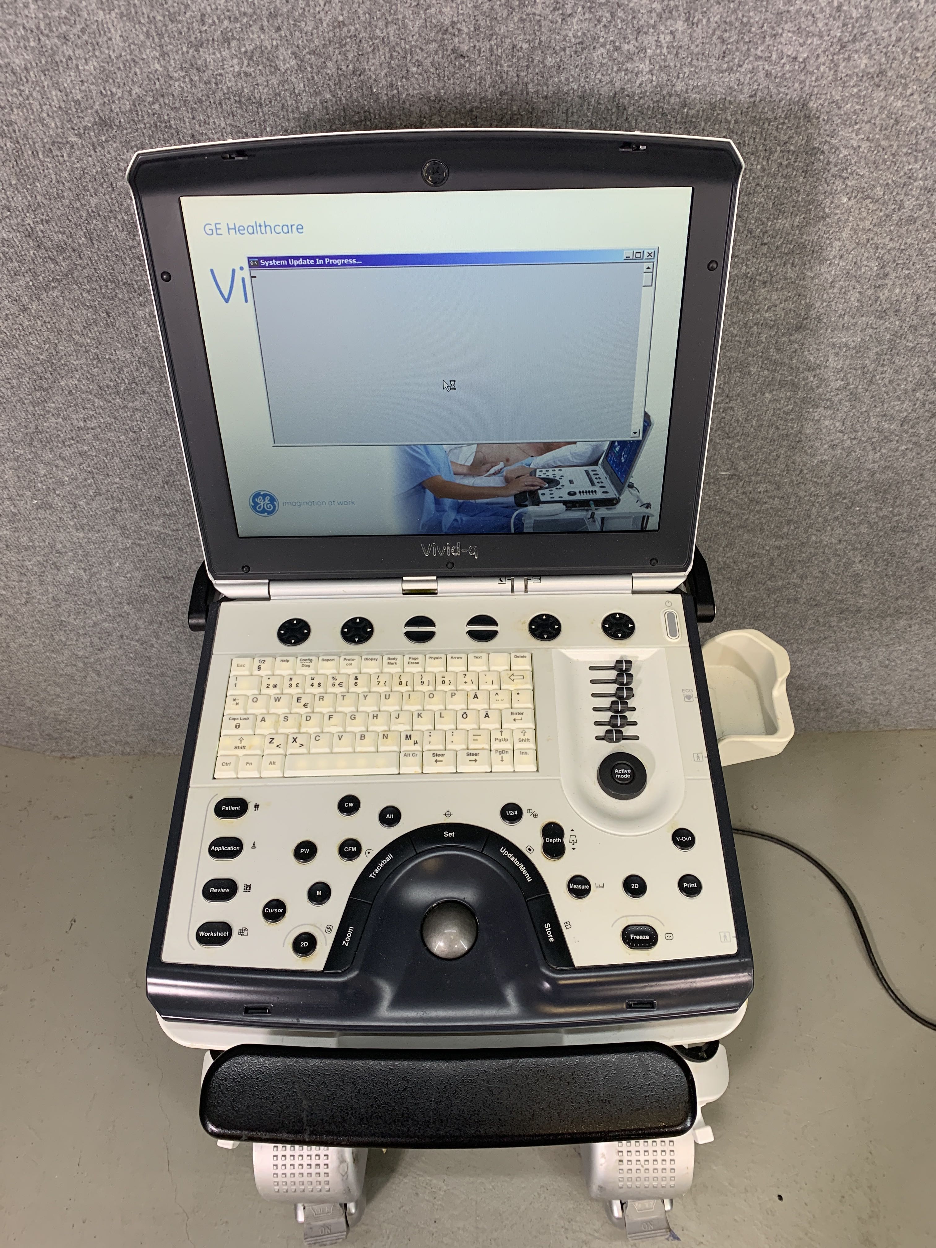 Ultraljudsmaskin Vivid Q - Auktioner online - Nätauktioner ...