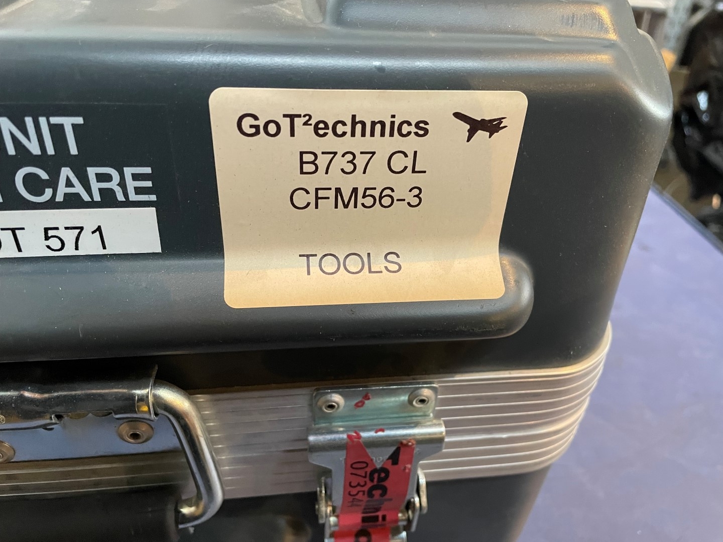 Hold open Rod Thrust reverser Cowl B737 CL - PS Auction - We value the ...