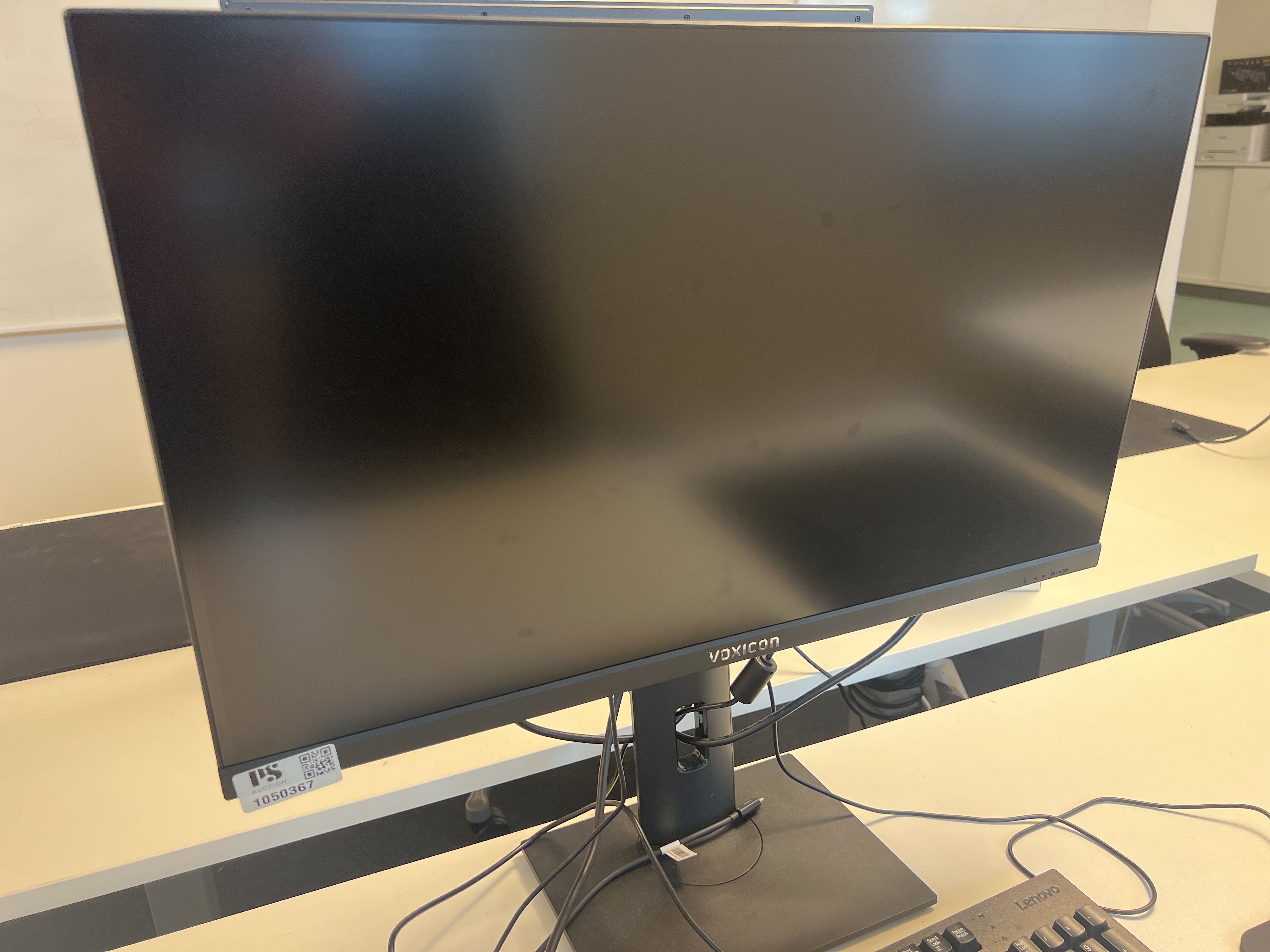 Monitor Voxicon 27", mouse Contour, docking station - PS Auction - We ...