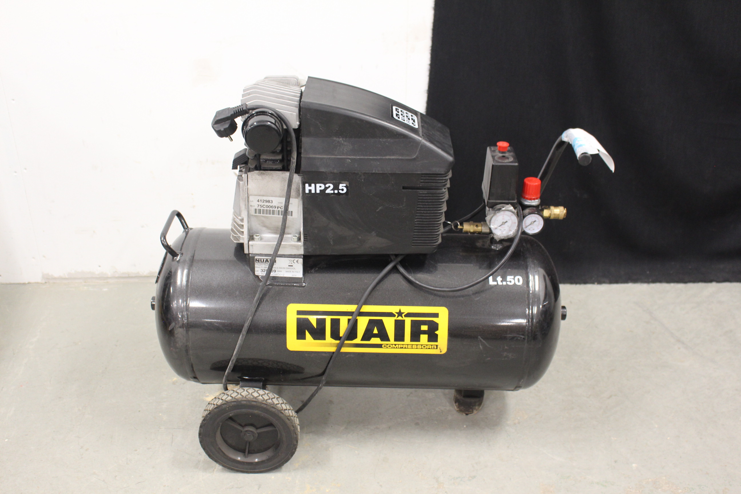 NuAir Compressor 2.5 HP - PS Auction - We value the future - Largest in ...