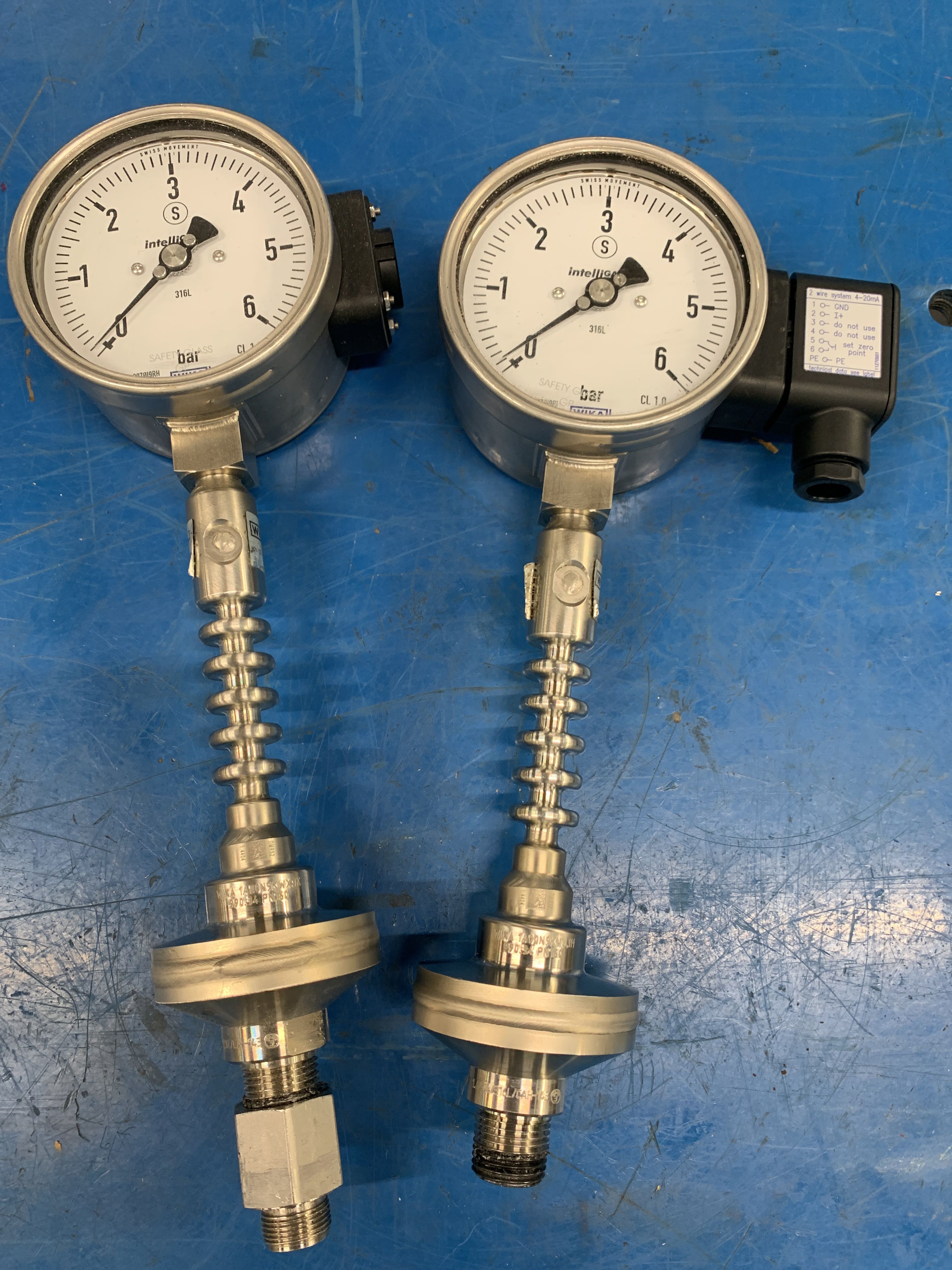 2 Wika pressure sensors - PS Auction - We value the future - Largest in ...