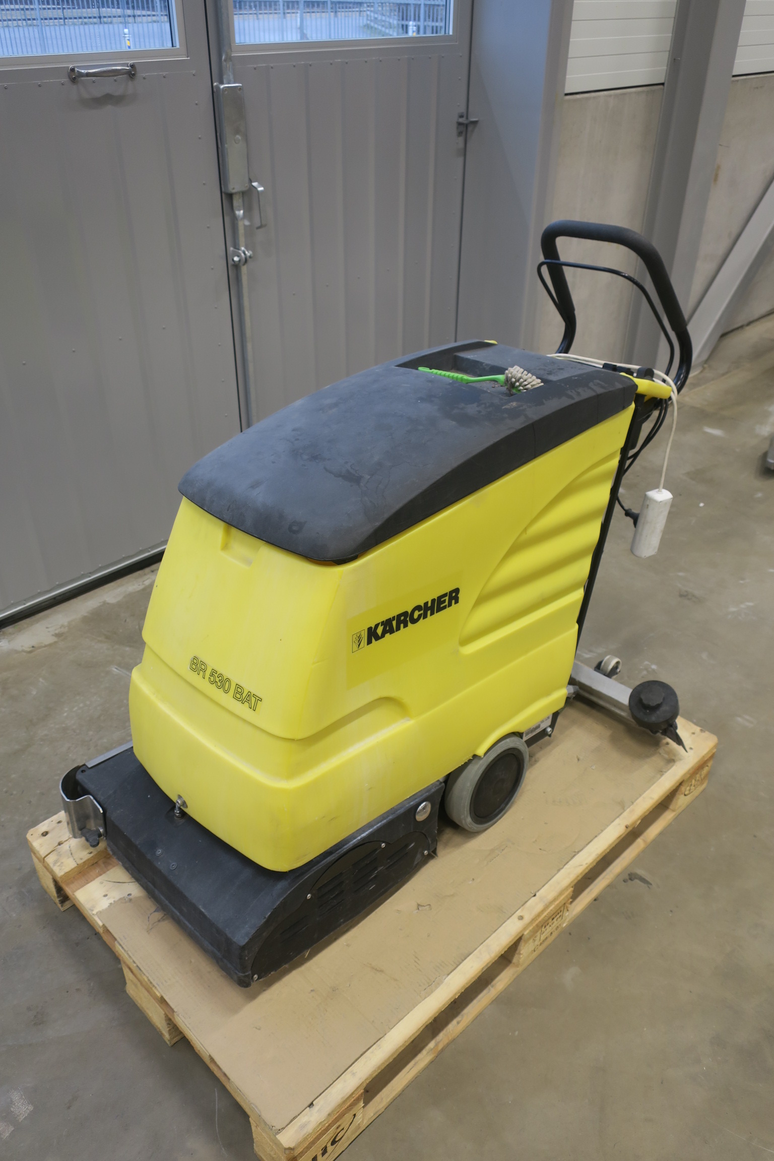 Kombi cleaning machine Kärcher BR 530 BAT - PS Auction - We value the ...