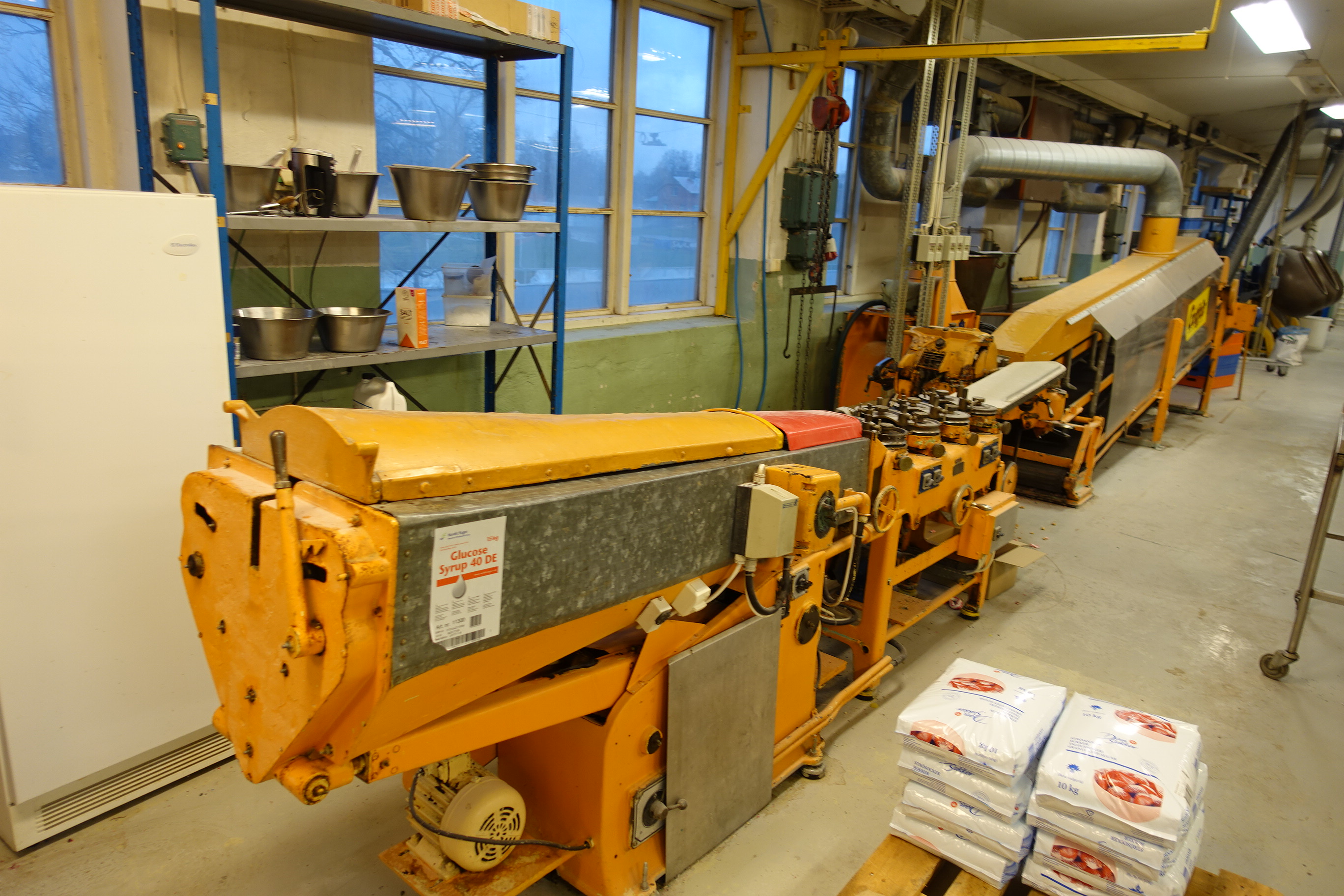 Column rollers with leveling works - PS Auction - We value the future ...