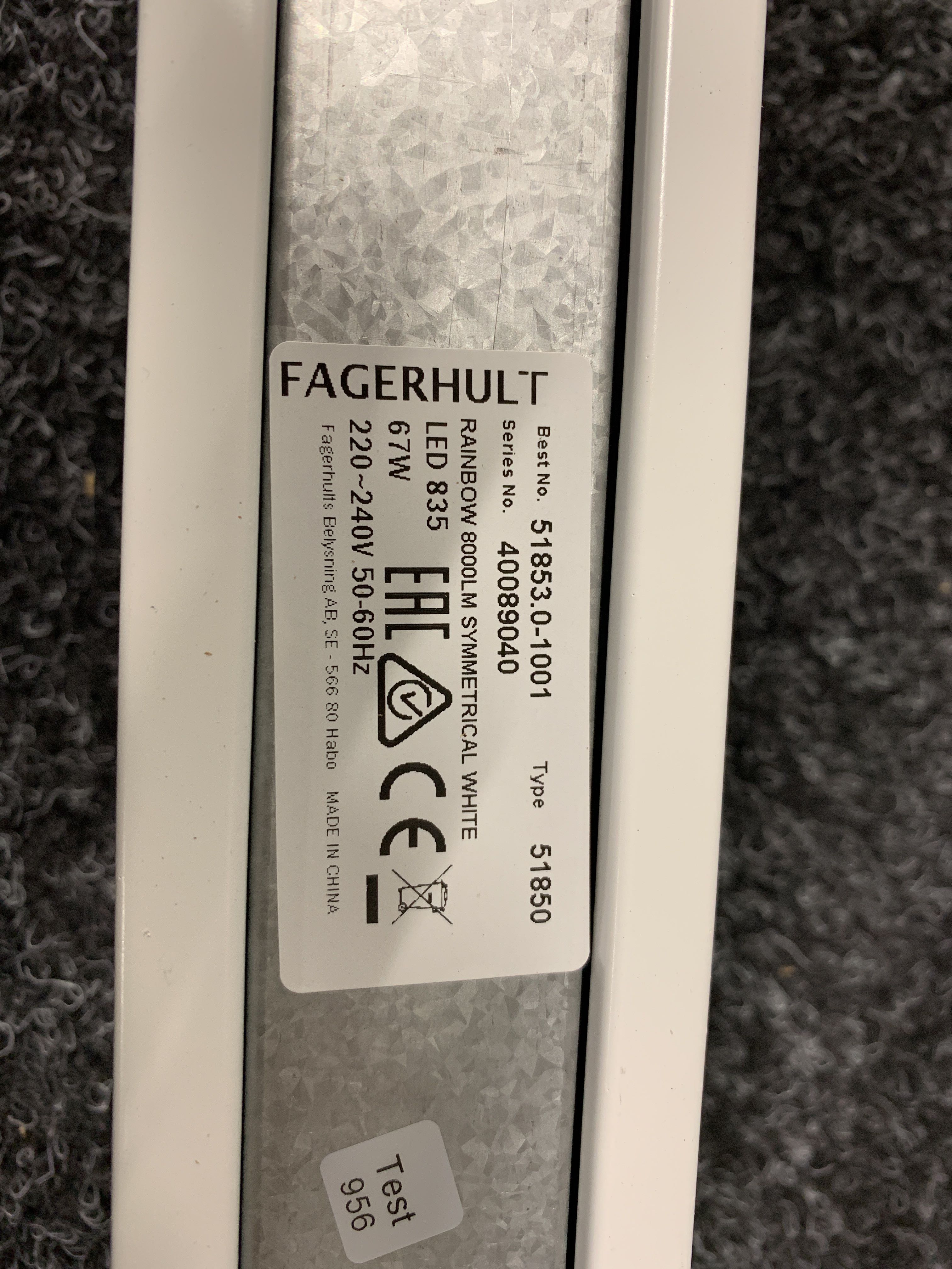 6 luminaires Fagerhult, fluorescent tube design for mounting in contact ...