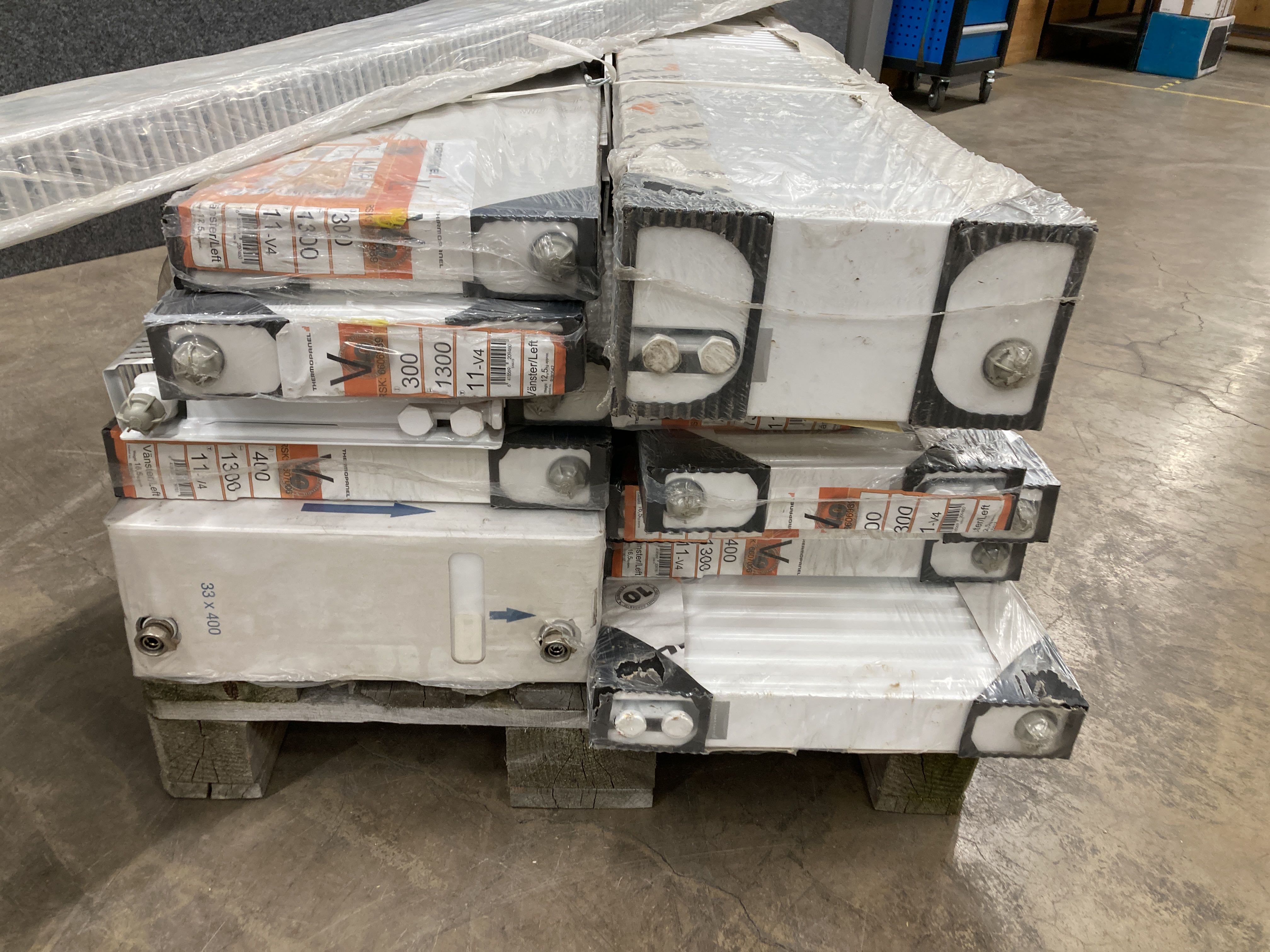 Radiators Thermopanel - PS Auction - We value the future - Largest in ...