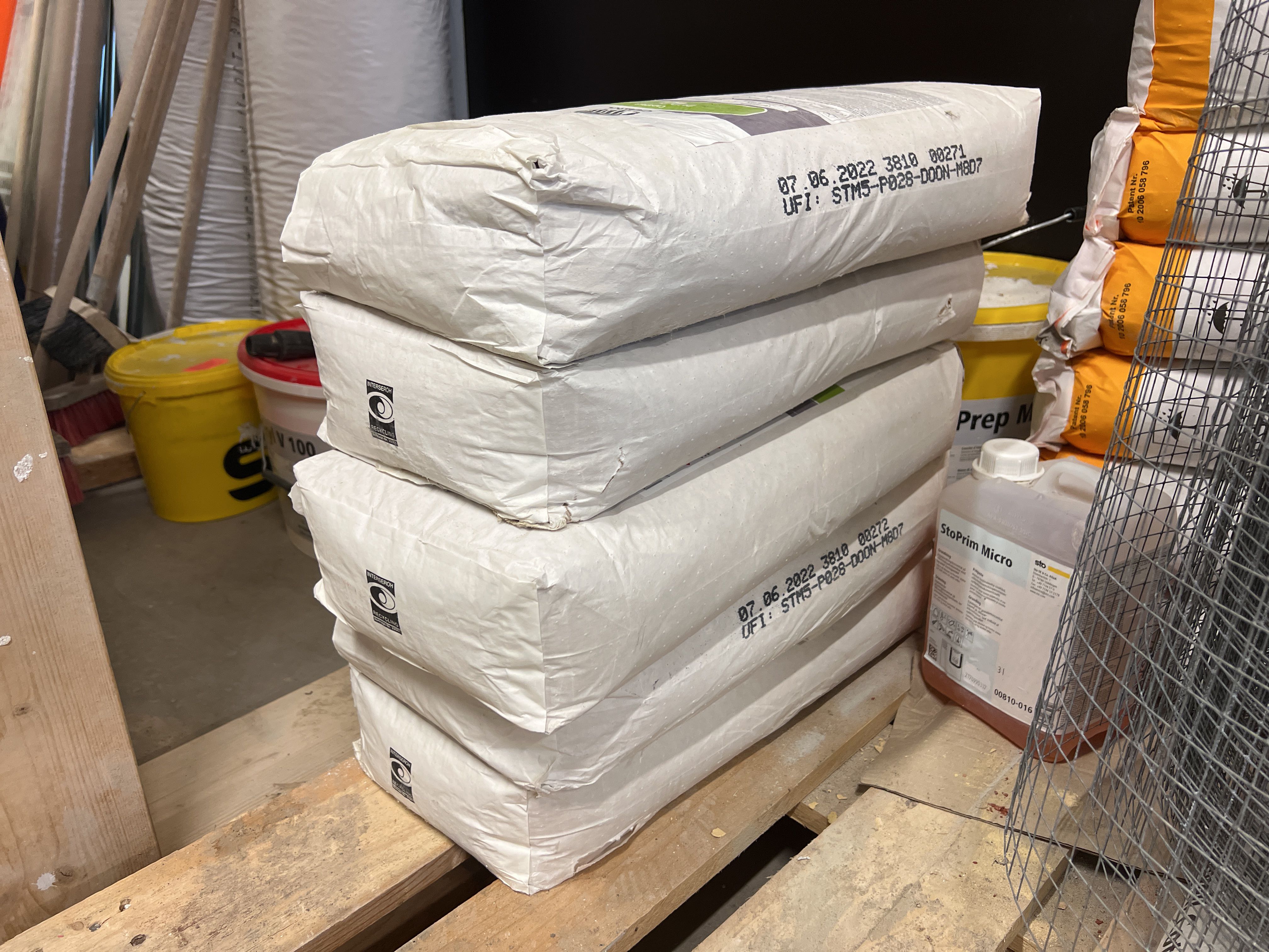 Basic plaster - PS Auction - We value the future - Largest in net auctions