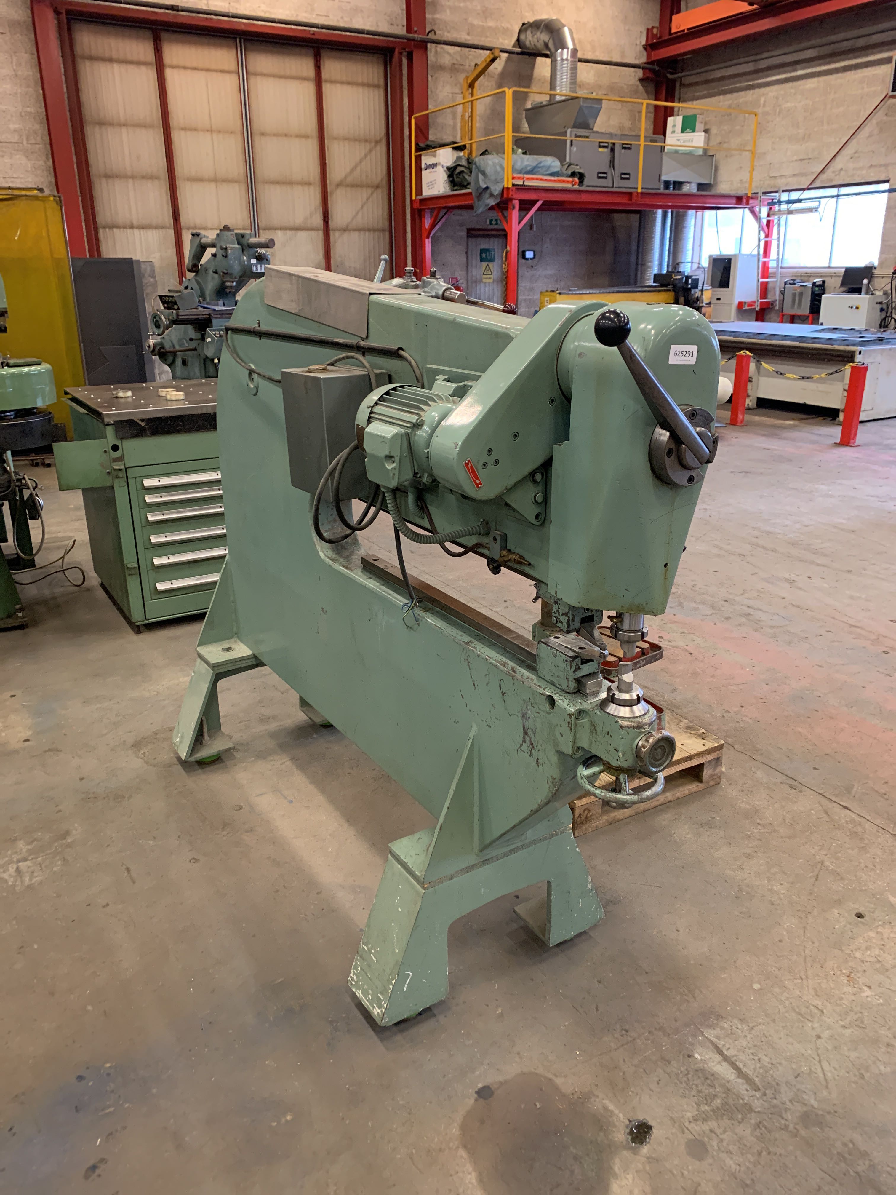 Nibbler Medium - Auktioner online - Nätauktioner & Konkursauktioner ...