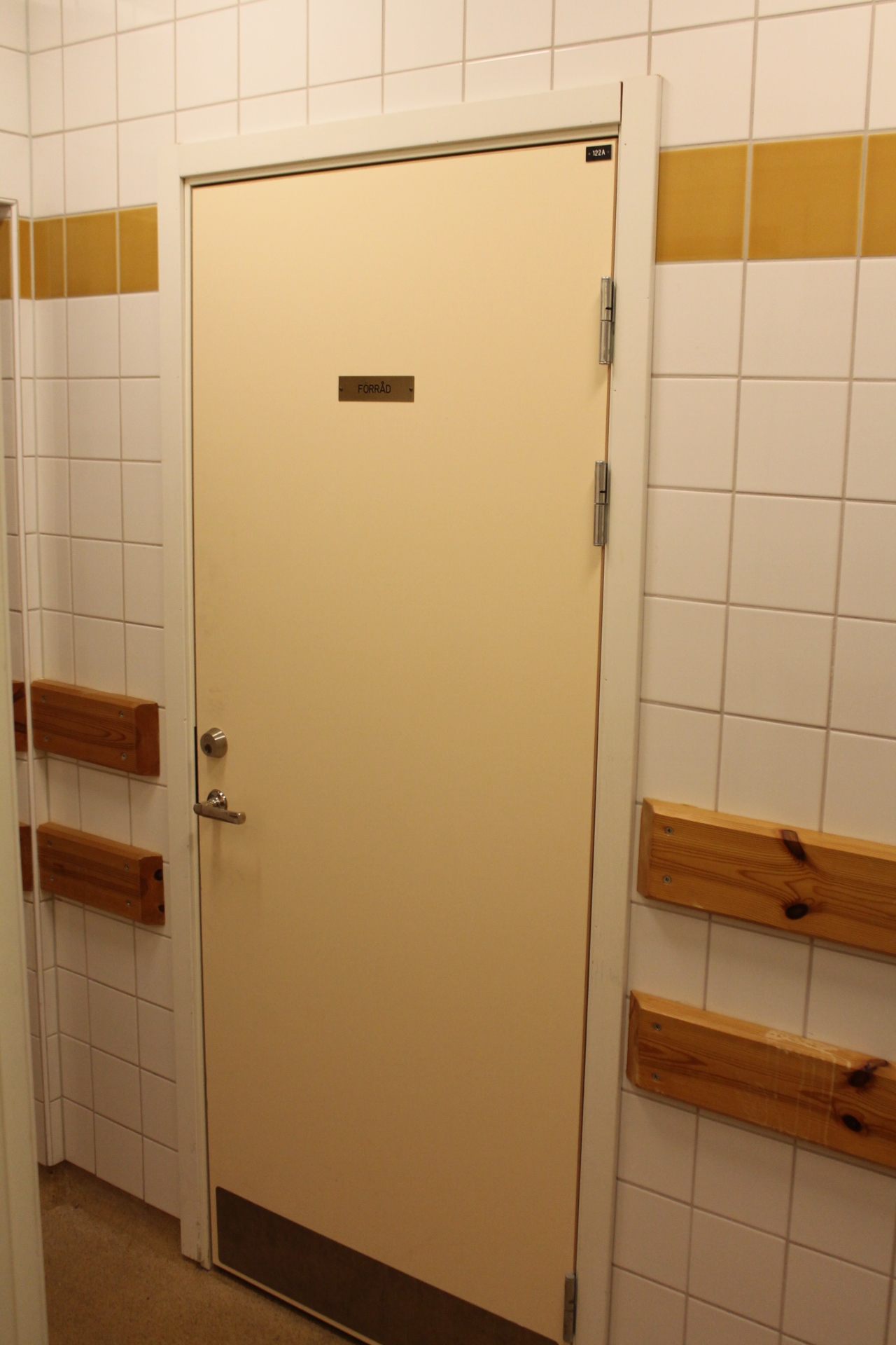 3 wooden interior doors - PS Auction - We value the future - Largest in ...