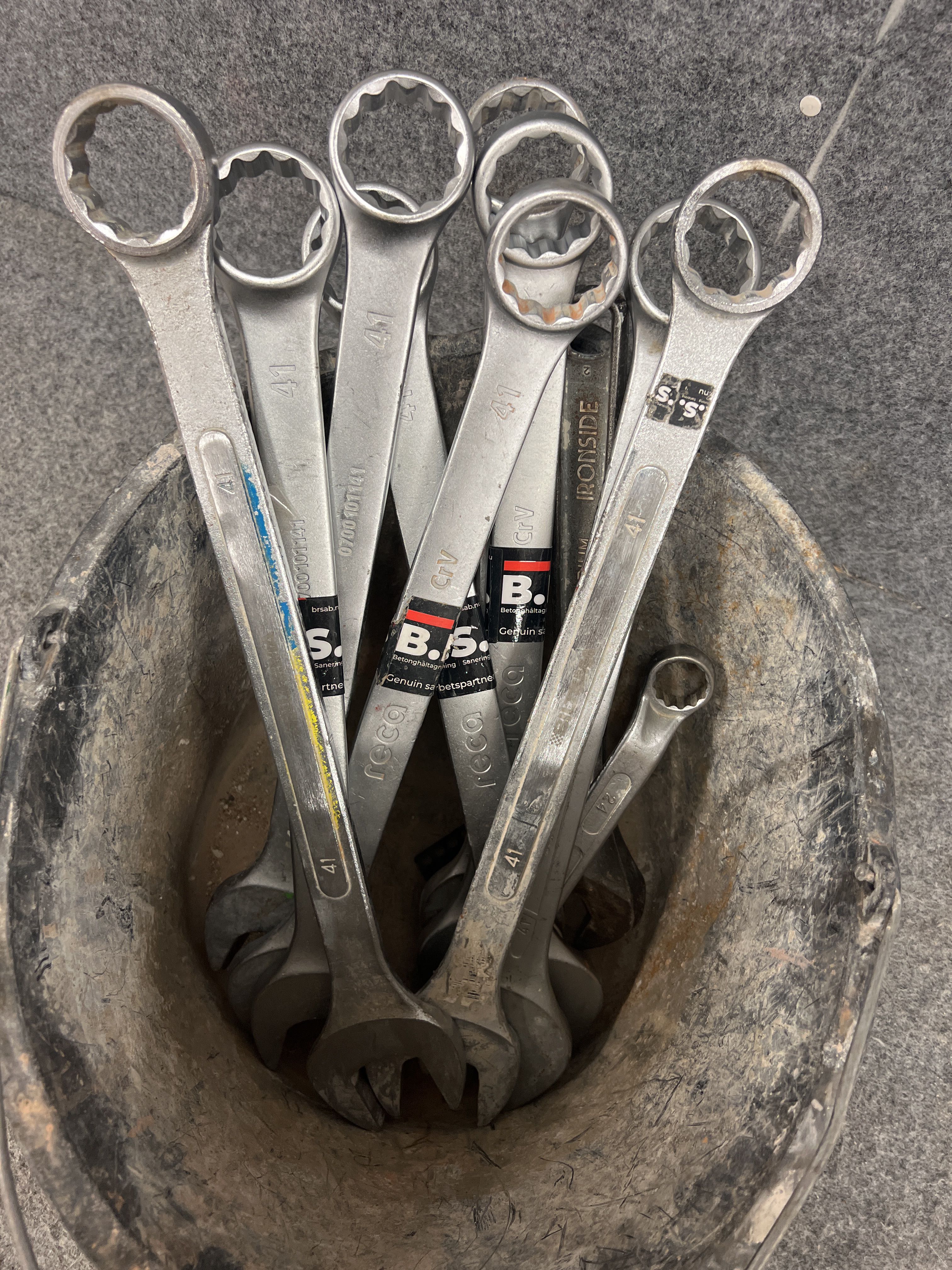 Block keys 9 sty - PS Auction - We value the future - Largest in net ...