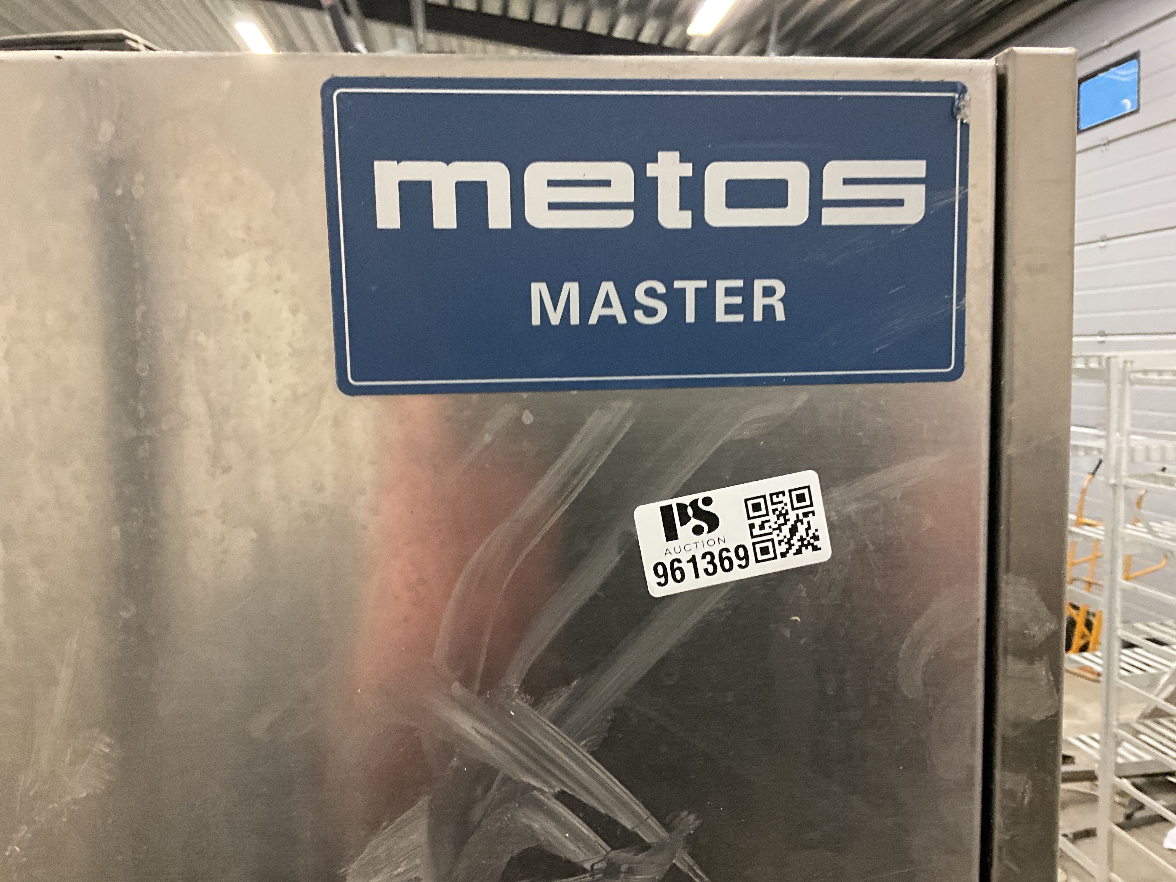 Heavy duty dishwasher / industrial dishwasher Metos - PS Auction - We ...