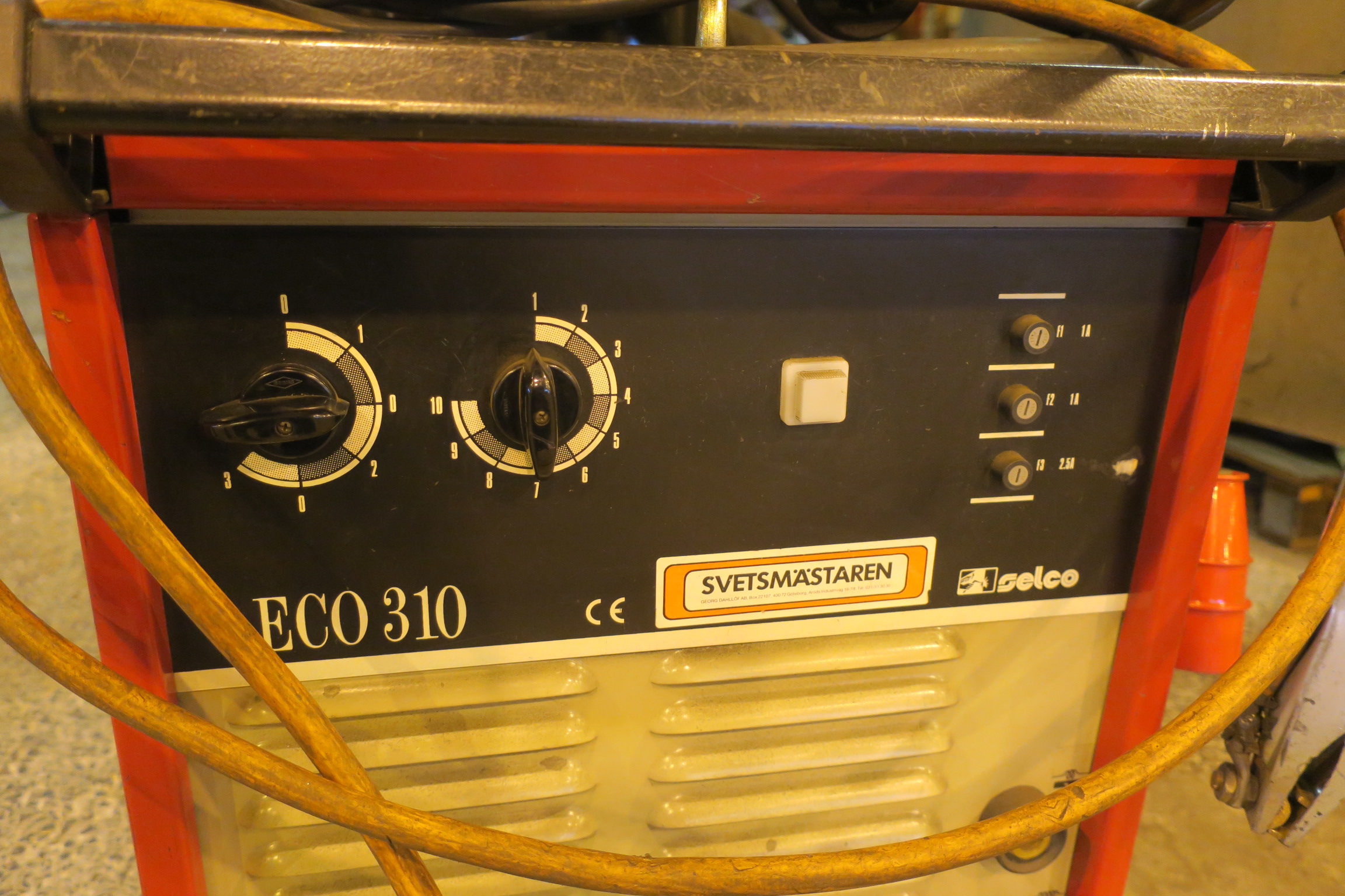 Mig welder Selco ECO 310 including food processor WF101 - PS Auction ...